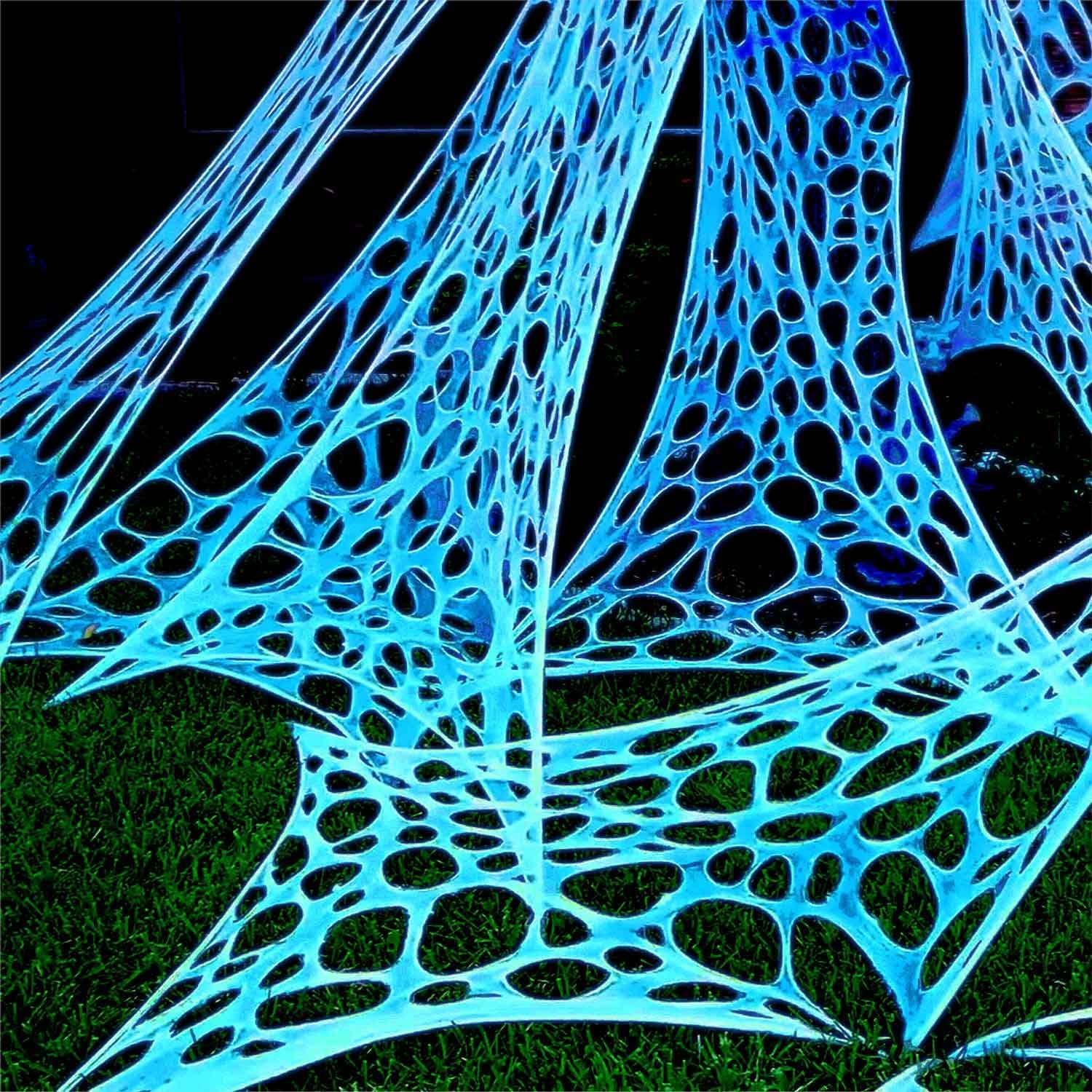 Amazon.com: YHFUISK Glow in The Dark Giant Spider Webs Halloween ...