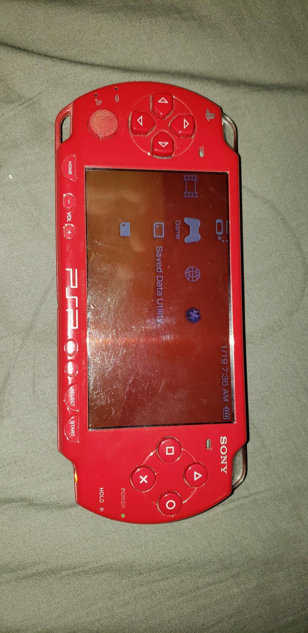 Amazon.com: PlayStation Portable Limited Edition God of War Chains of ...
