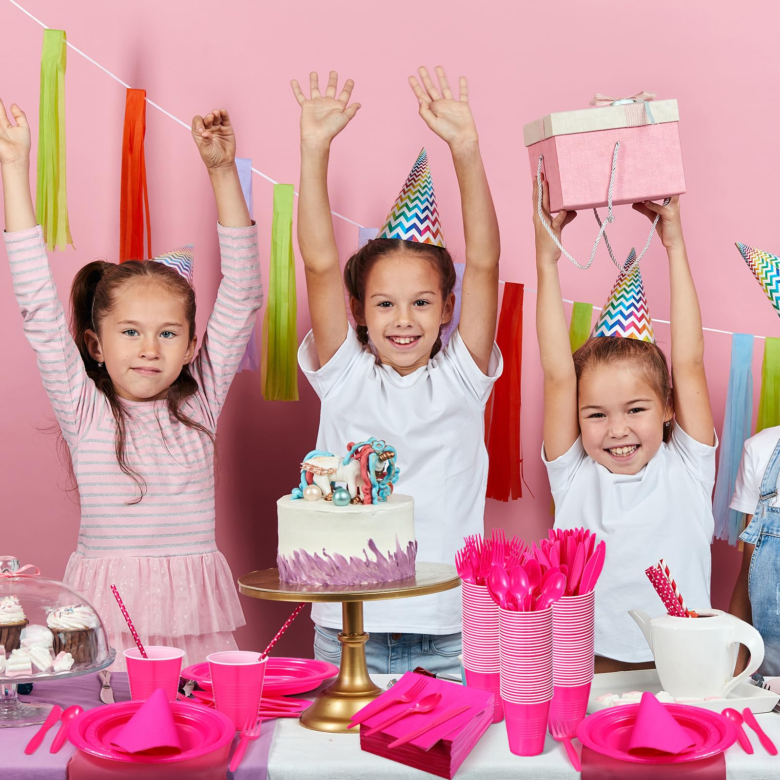 Maxcheck 700 Pcs Valentine's Day Hot Pink Party Supplies Set Included 7 ...