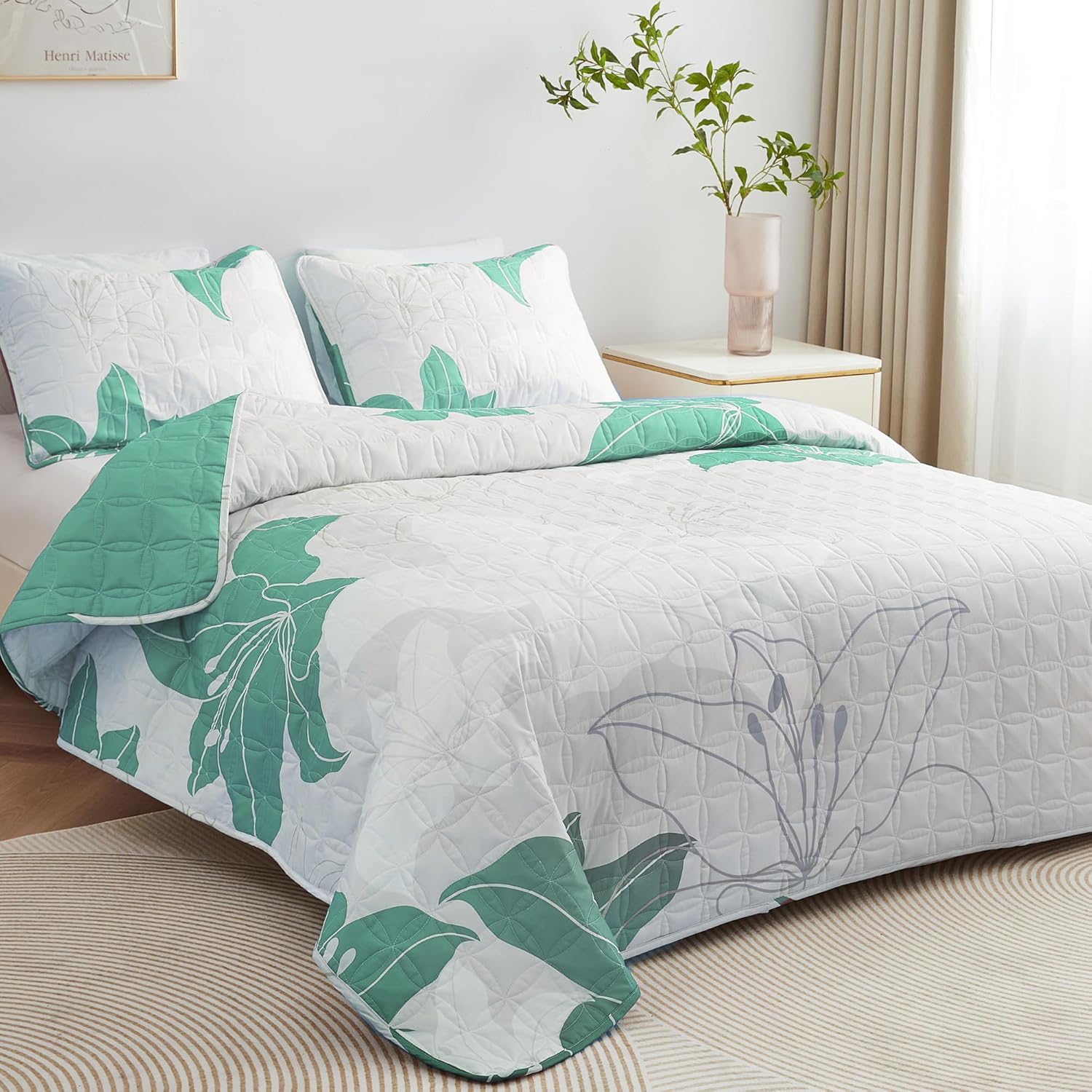 Bedmoon Green Floral Quilt Full/Queen, Lightweight Reversible Quilt ...