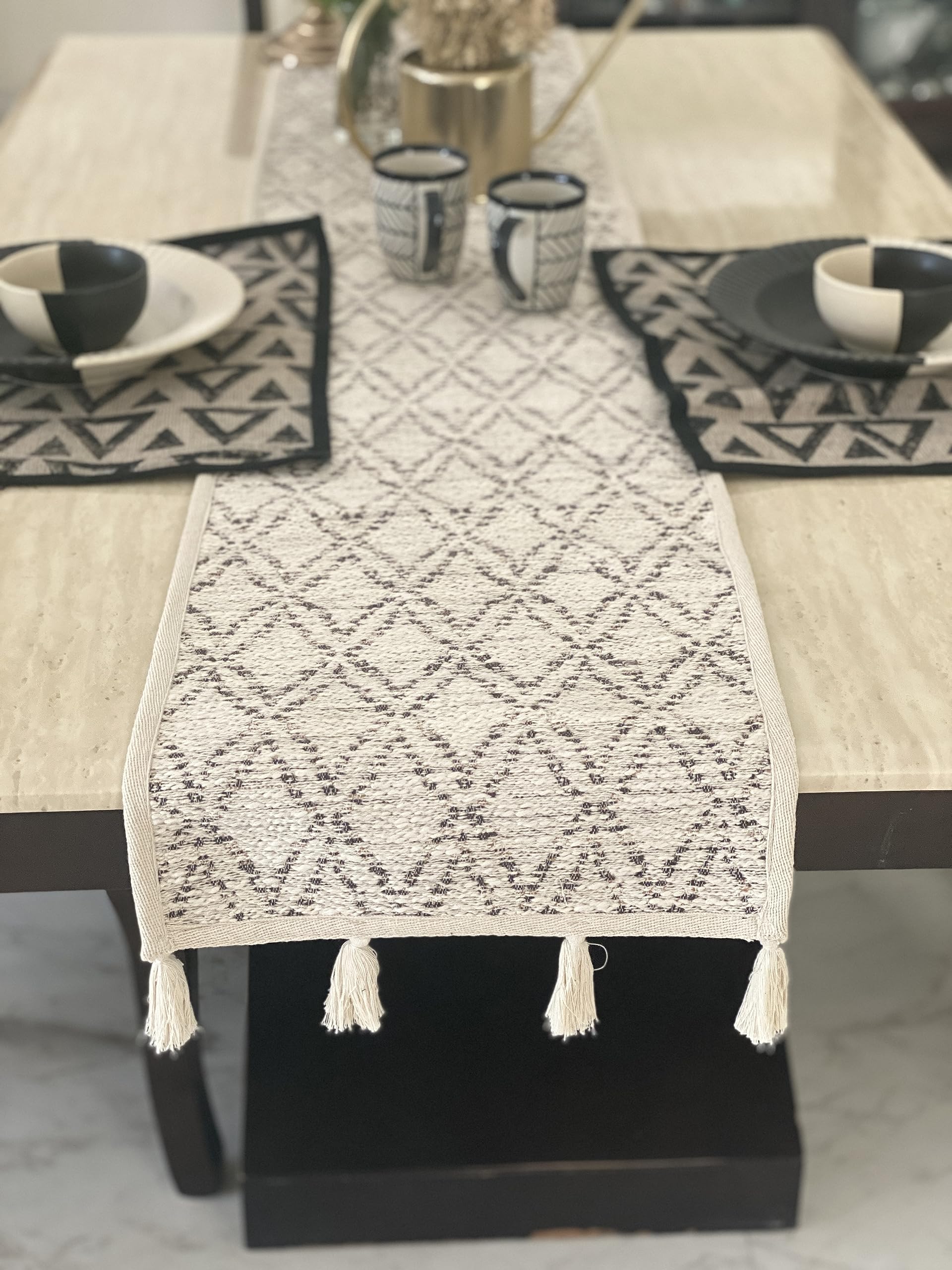Buy Teertha Hand Woven Handloom Cotton Table Runner With Tassels For 6 ...