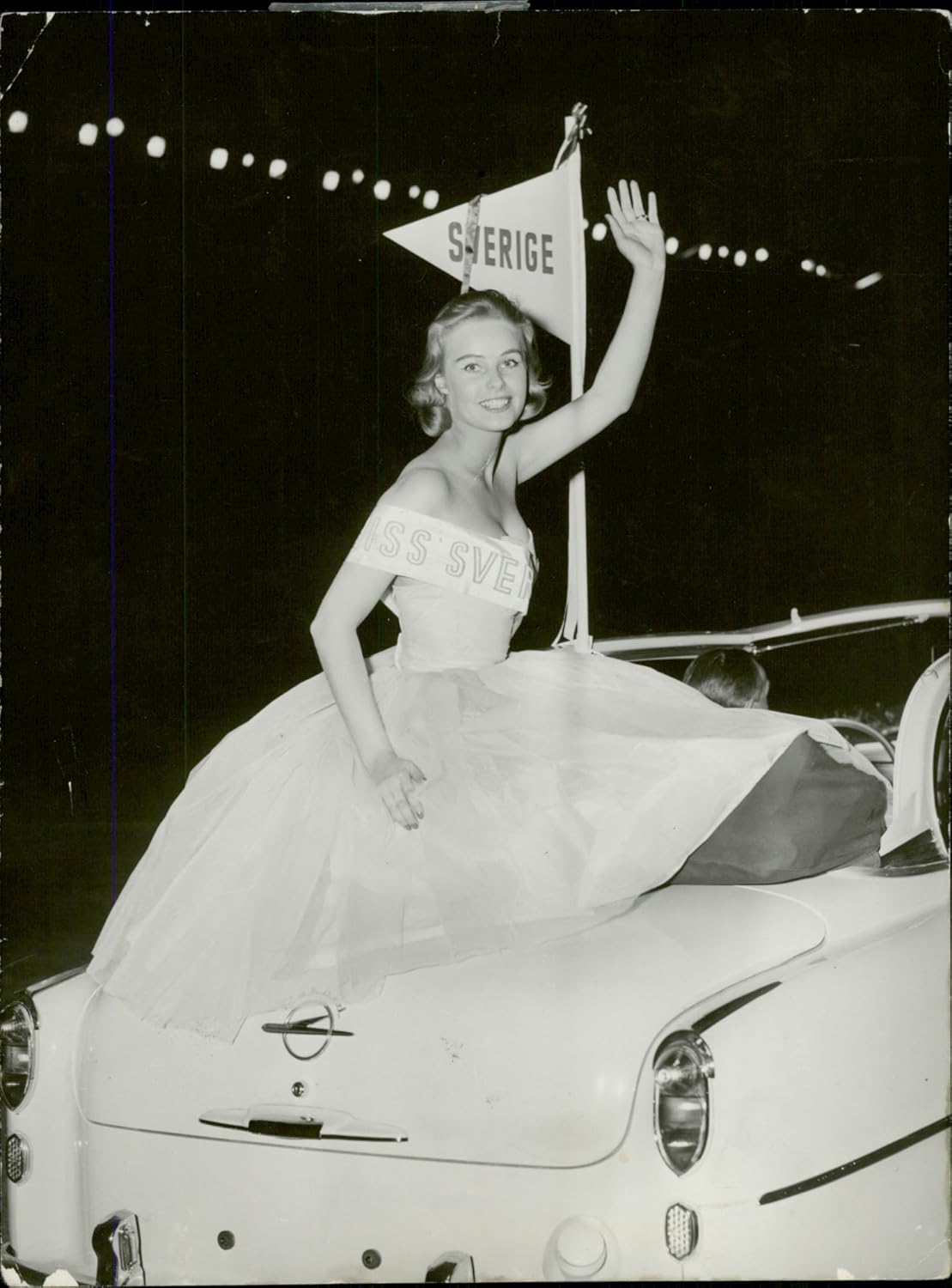 Vintage photo of Swedish actress and model Ingrid Goude waving to the ...