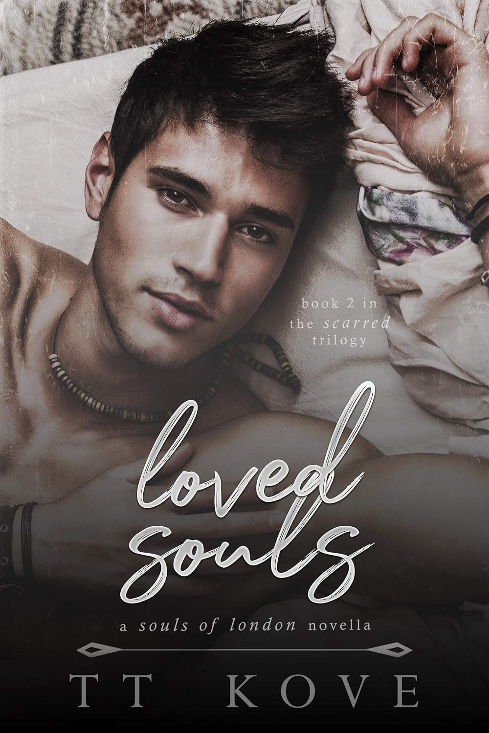 Amazon.com: Loved Souls: book 2 in the Scarred trilogy eBook : Kove, TT ...