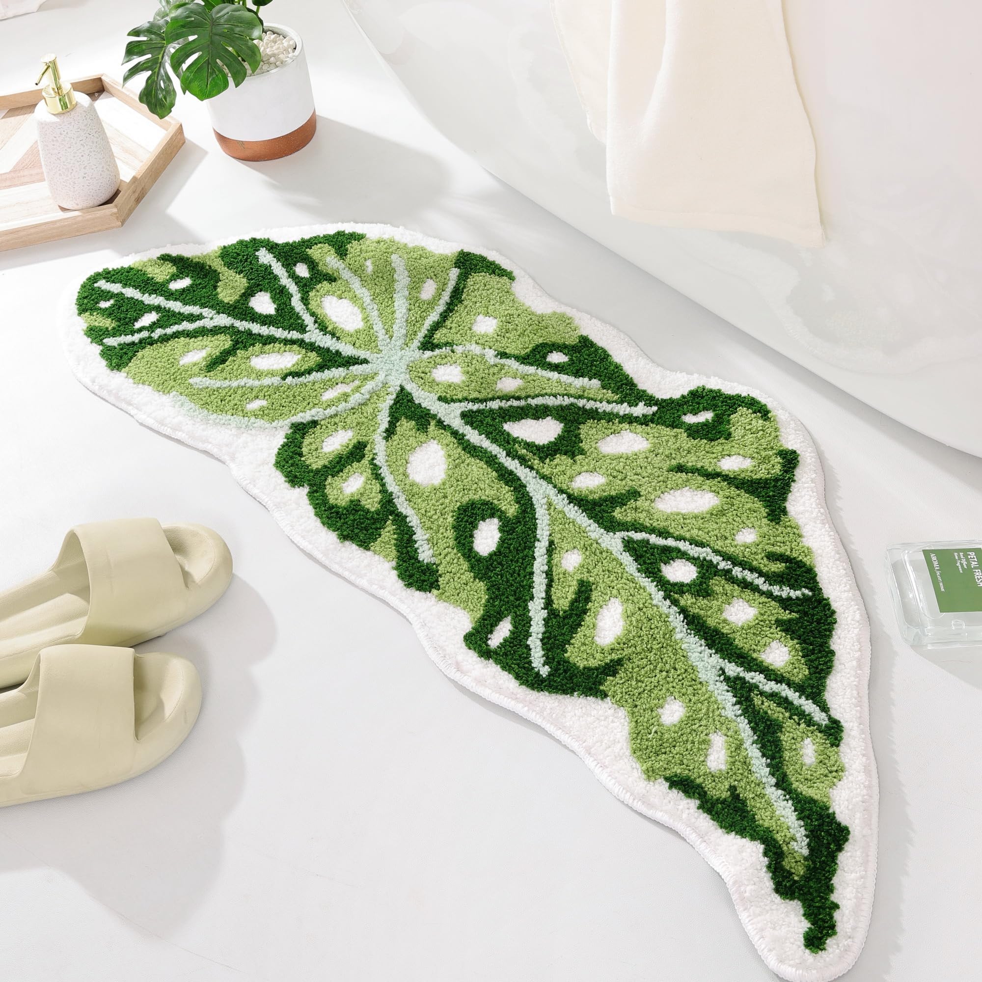 Amazon.com: Panstar Green Leaf Bath Mat, Large Begonia Leaf Plant ...