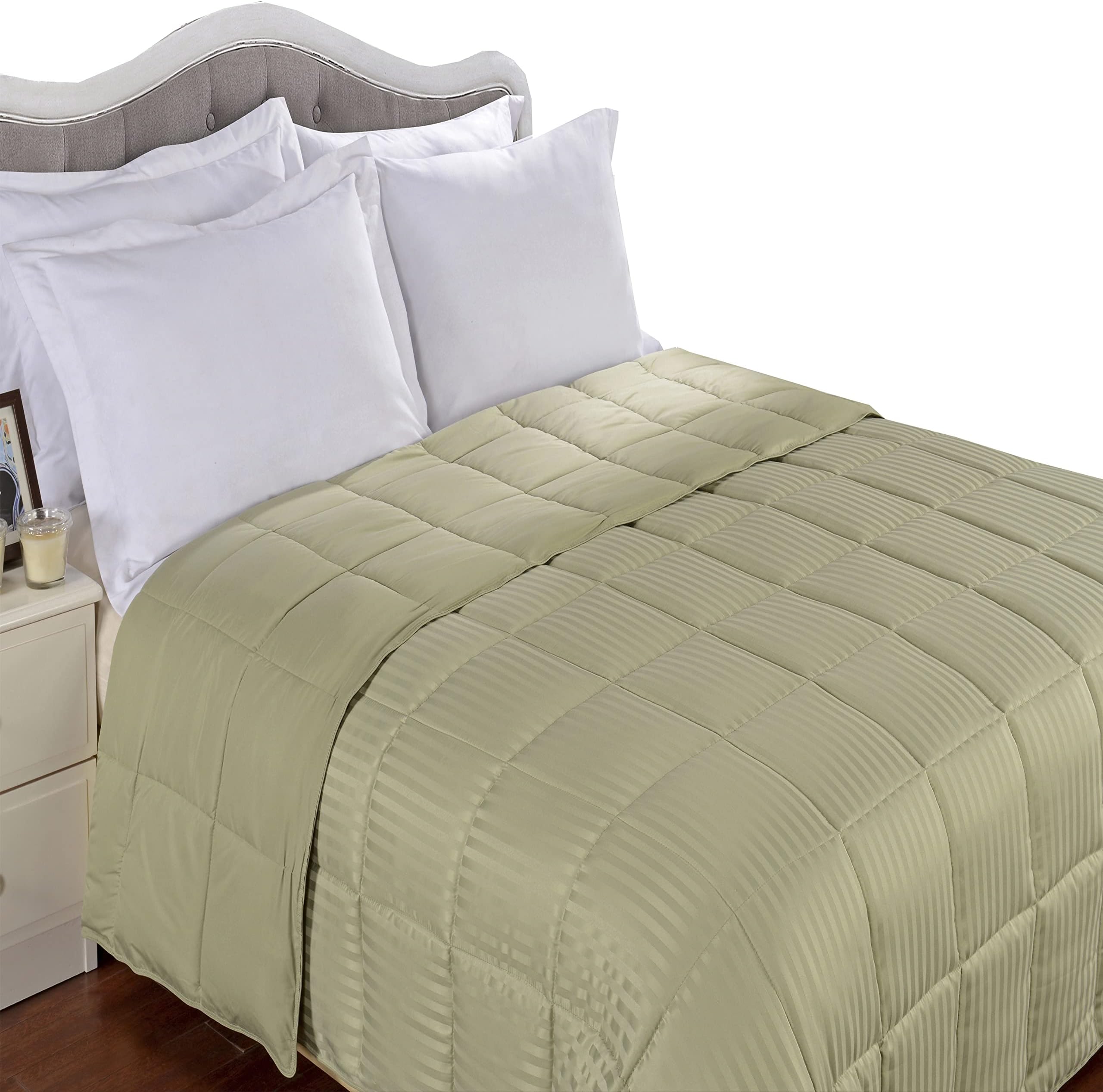 Amazon.com: Superior Reversible Down Alternative Blanket, Bed Blanket ...