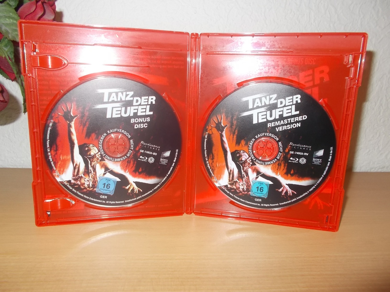 Tanz der Teufel 1 (2 Blu-rays): Amazon.de: Bruce Campbell, Ellen ...