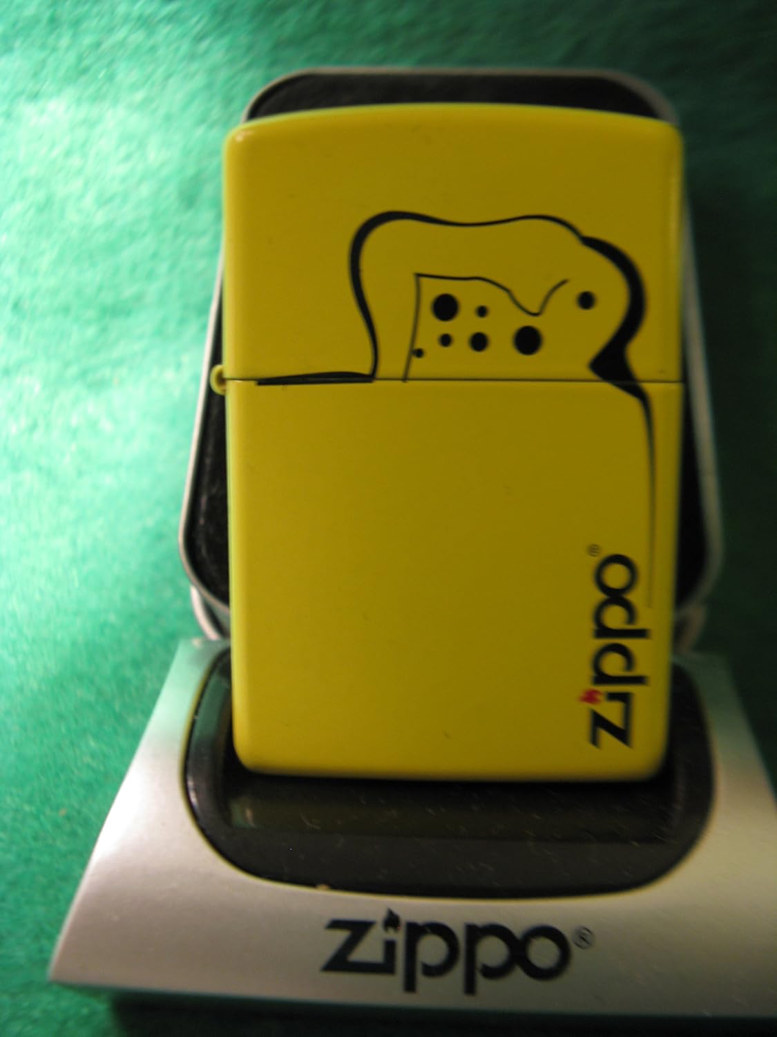 Amazon.com: ZIPPO YELLOW LIGHTER : Sports & Outdoors