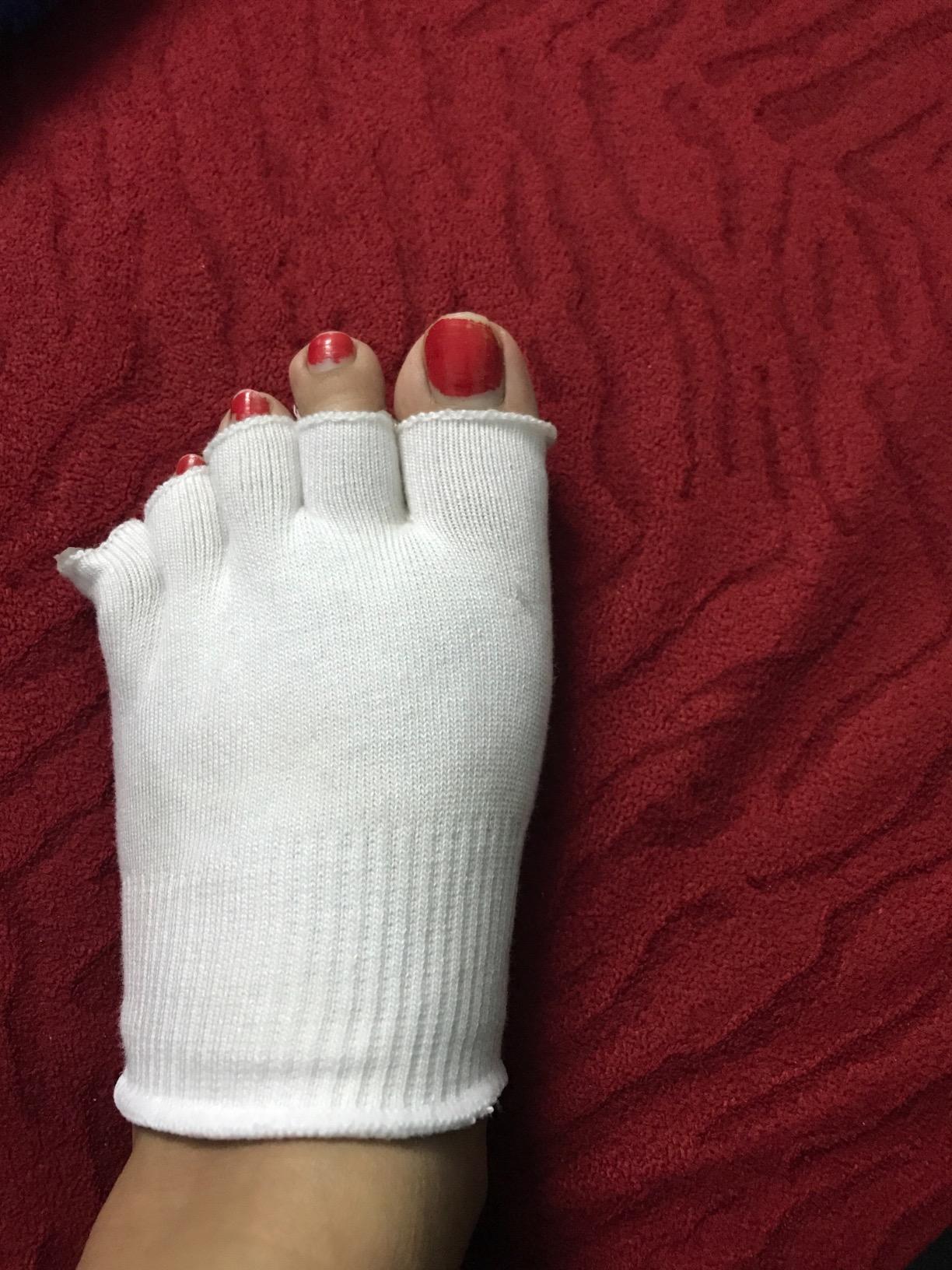 NUCARTURE Gel-Lined Compression Toe Separating Socks Heel Pain Relief ...