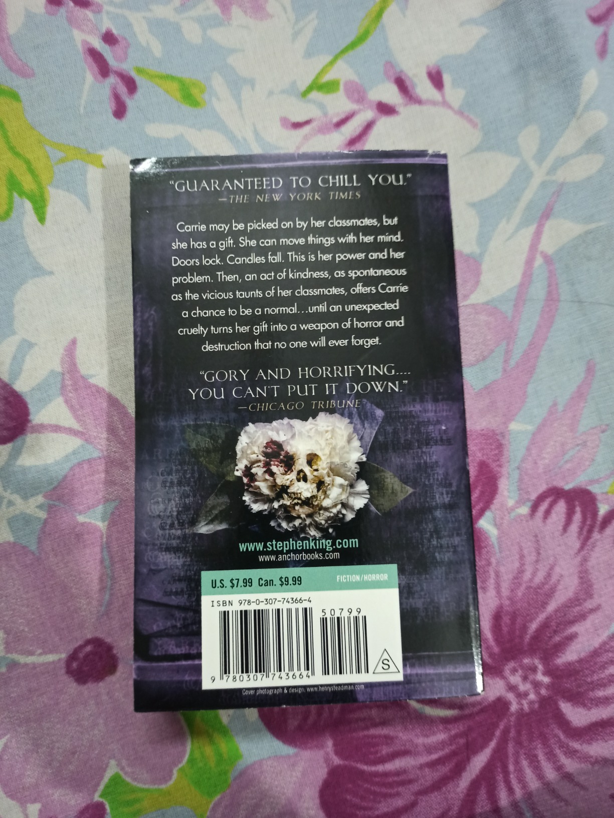 Buy Carrie Book Online at Low Prices in India | Carrie Reviews ...