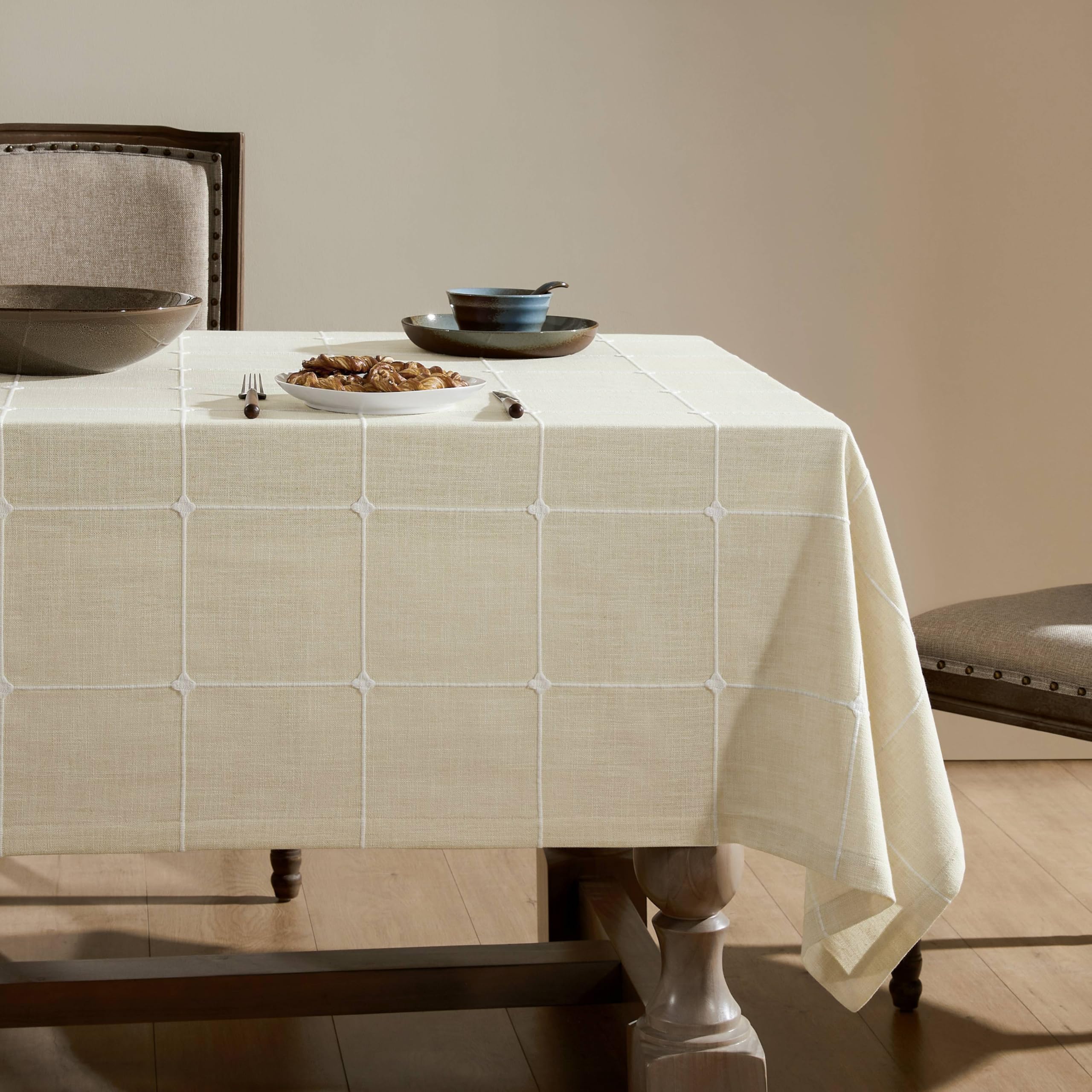 Amazon.com: ZeeMart Grid Embroidered Hemmed Tablecloths, Ivory 52x70 ...