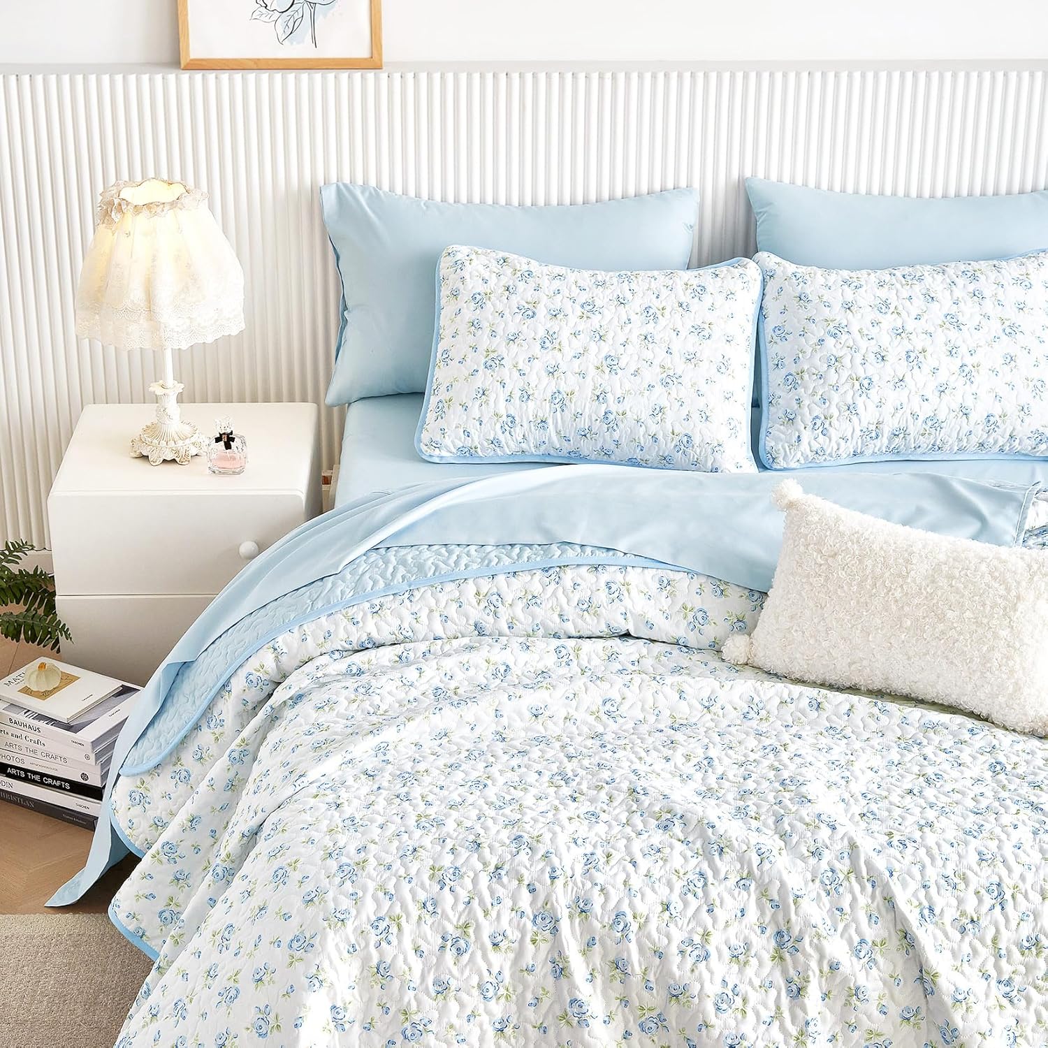 Amazon.com: Wake In Cloud - Floral Quilt Set, Coquette Cottagecore ...