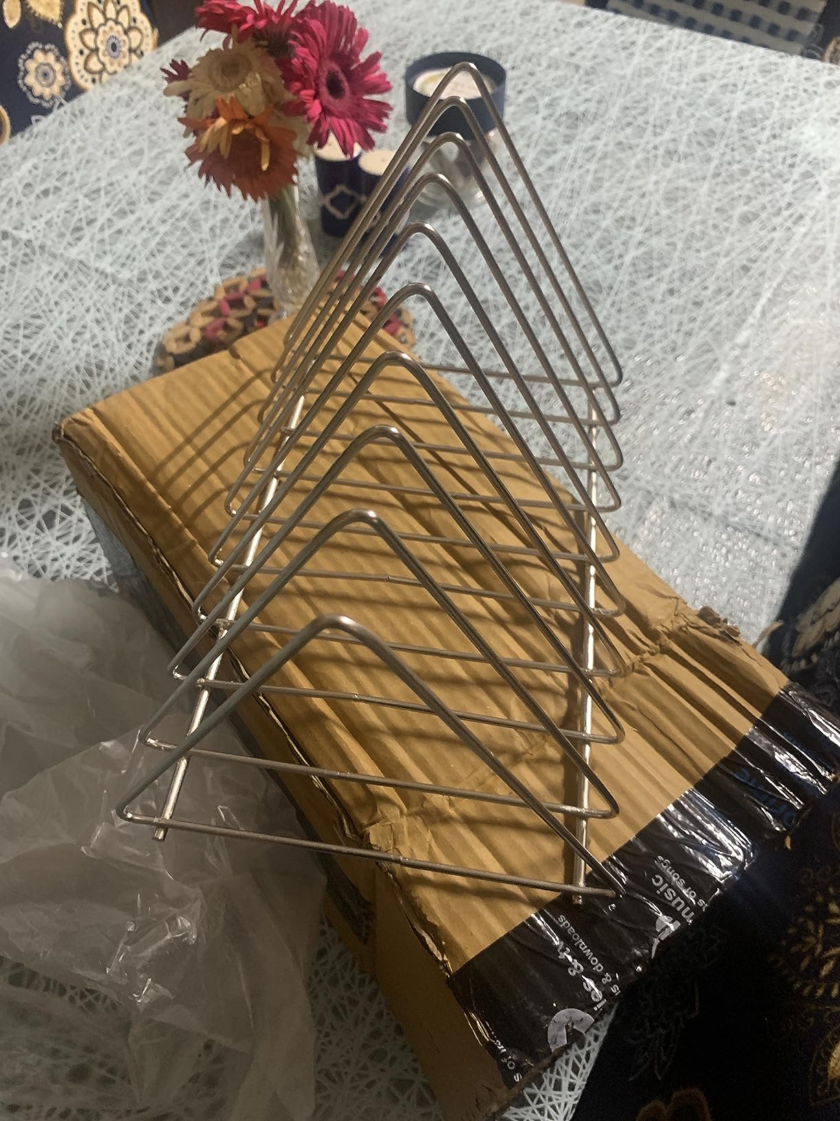 Namani Triangular Magazine Holder For Table|Desk Organizers|Bookshelf ...