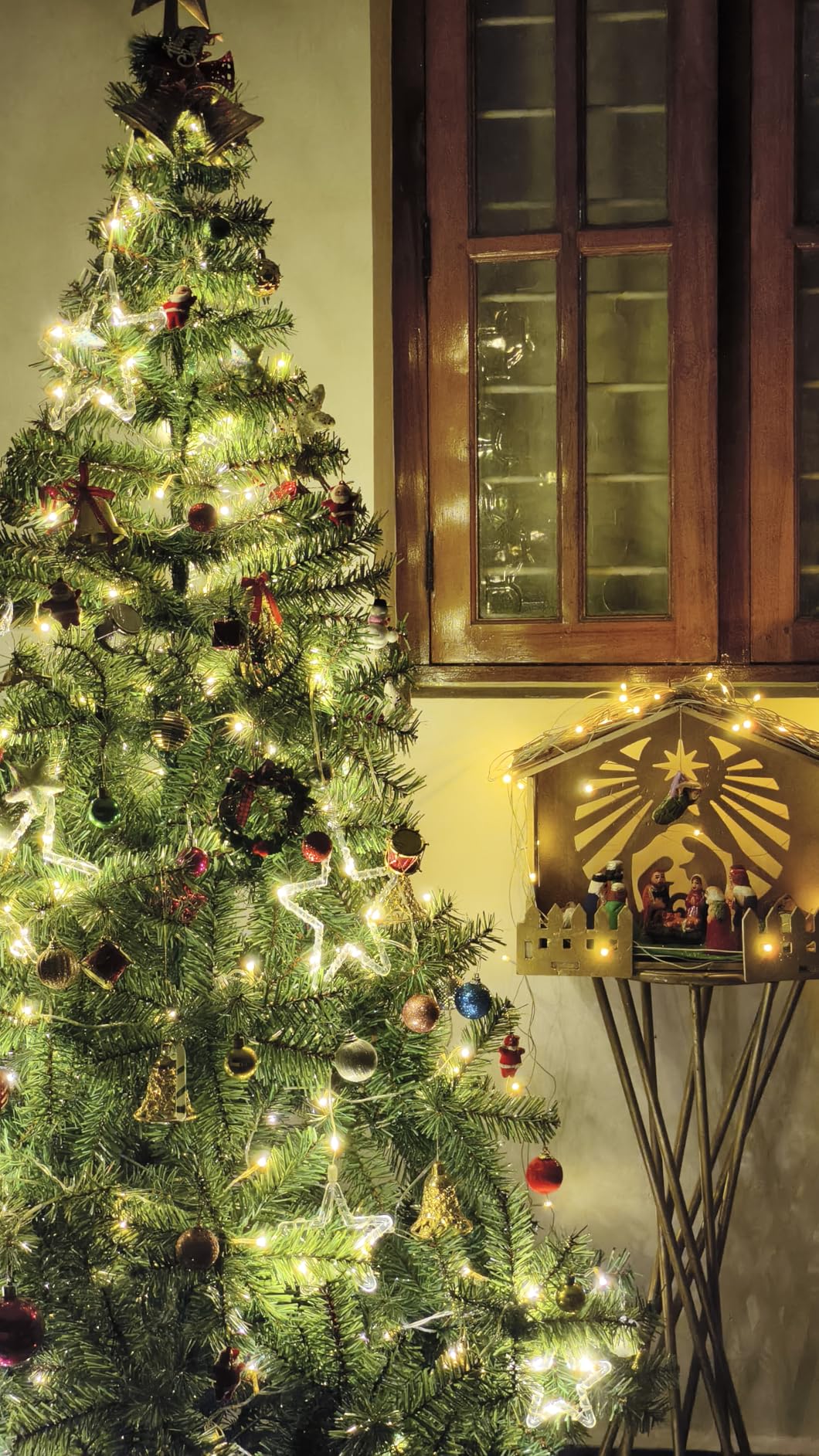 Buy Christmas Tree, Green, Imported 6 Feet Tall, 750 Branch Tips, Heavy ...