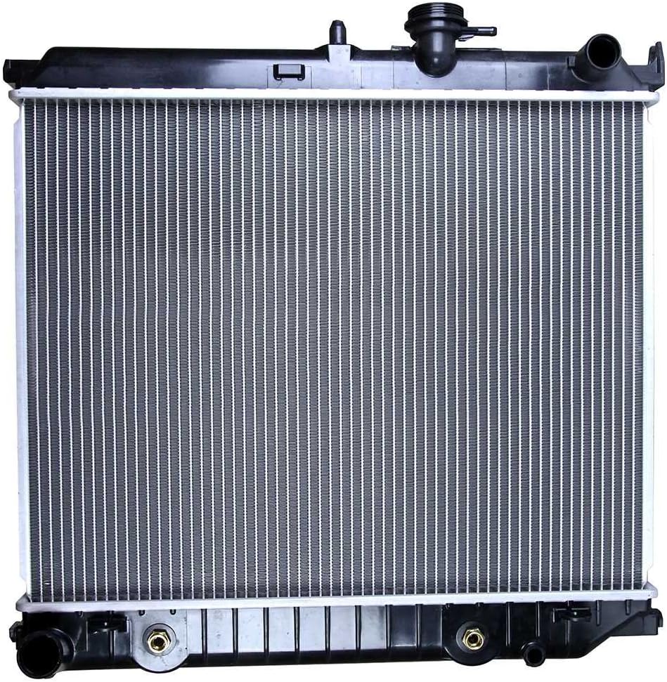 Amazon.com: AutoShack Radiator for 2004-2012 Chevrolet Colorado 2004 ...