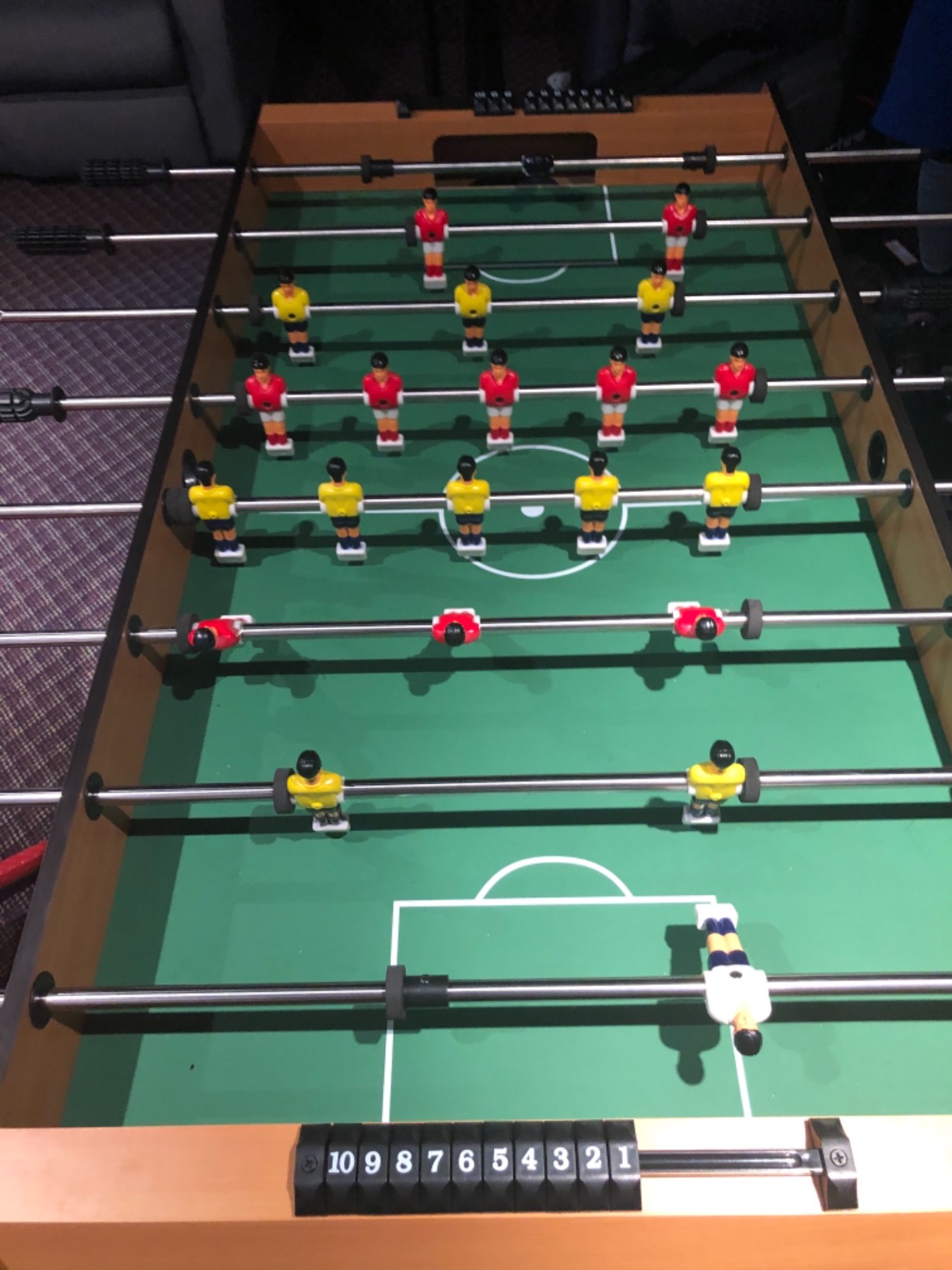 Amazon.com : Giantex 48'' Foosball Table, Wooden Soccer Table Game w ...