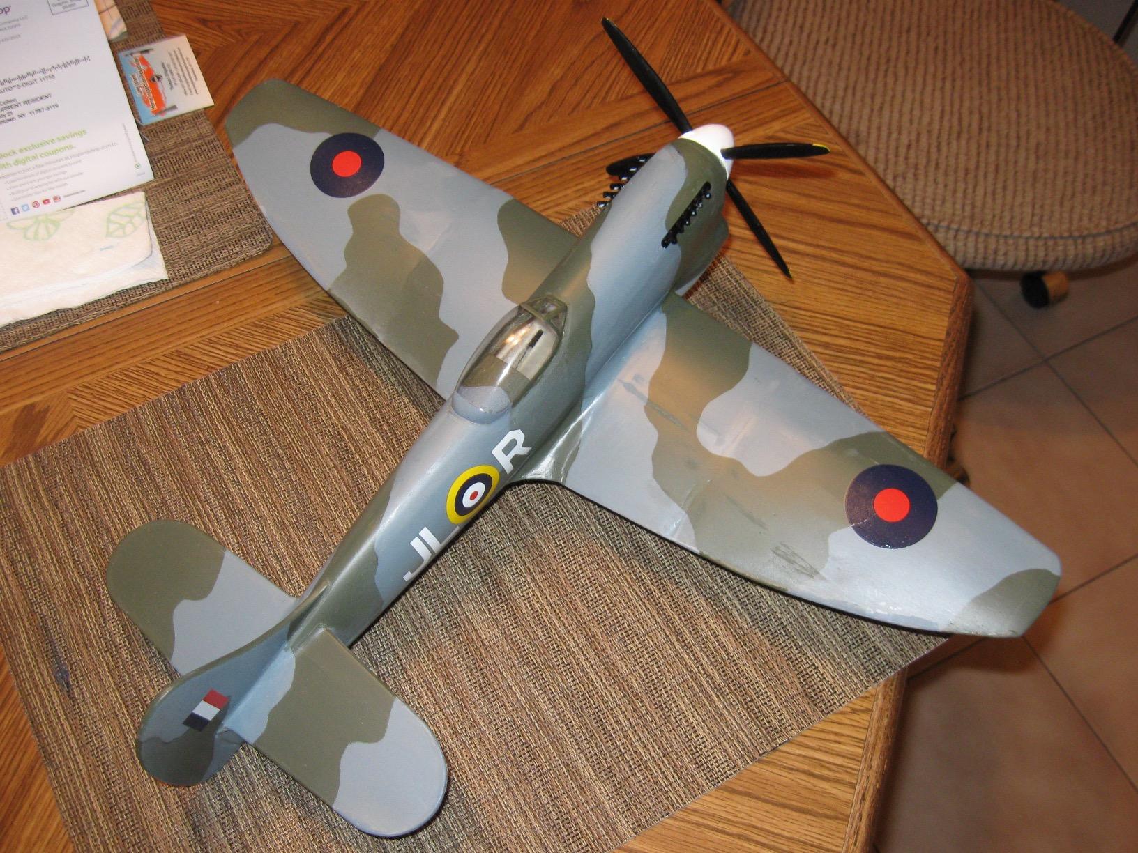 Amazon.com: TAMIYA USA TAM81301 Acrylic XF1 Flat Black 0.77 Ounce (Pack ...