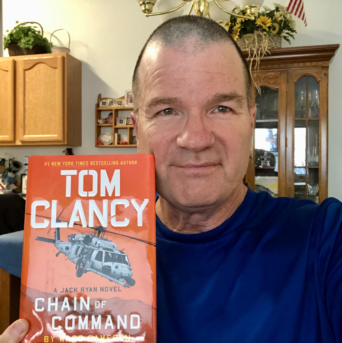 Tom Clancy's Chain of Command: KAVNLON: 9780241481677: Amazon.com: Books