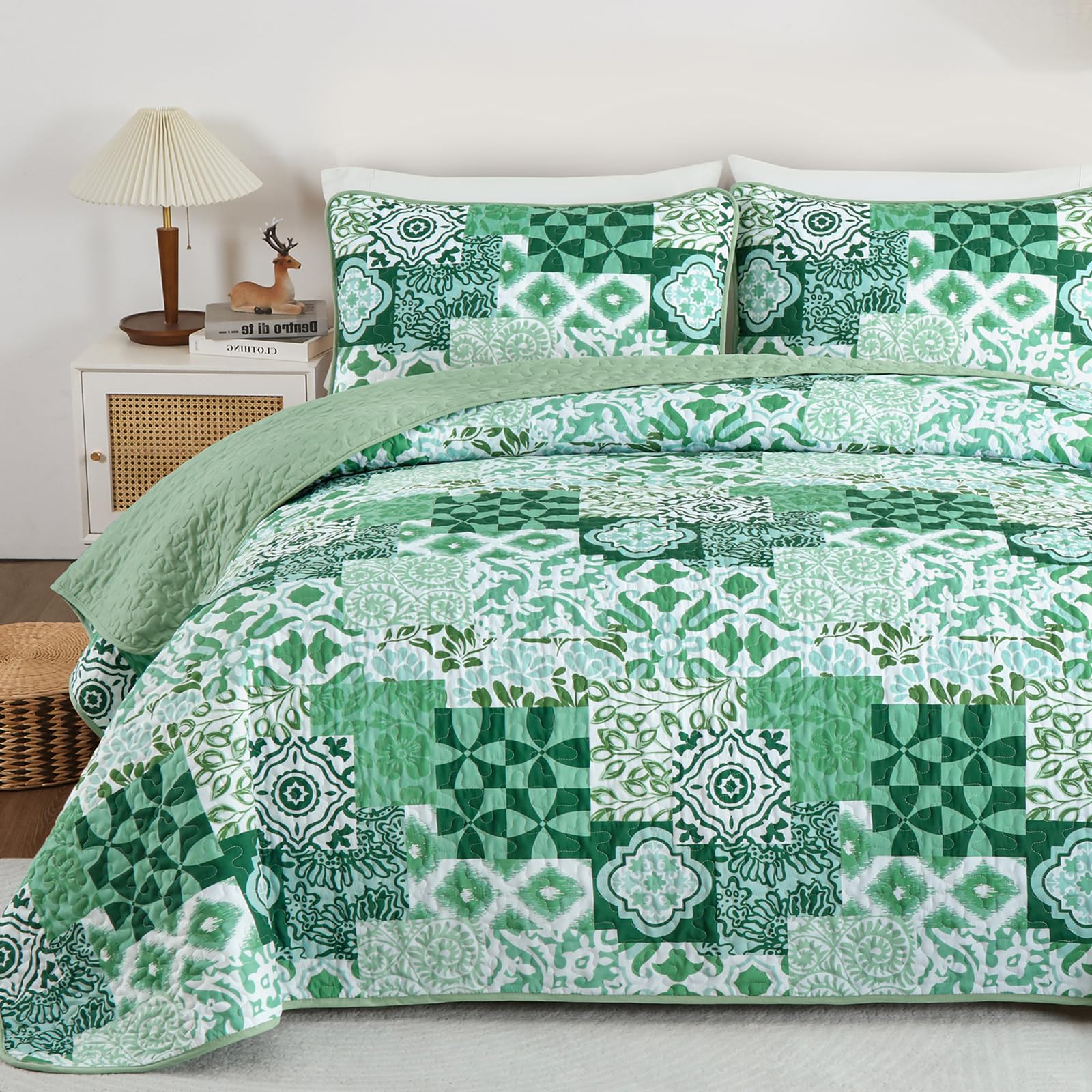 Amazon.com: Mybedsoul Green Quilt Set Queen Size, 3 Pieces Patchwork ...