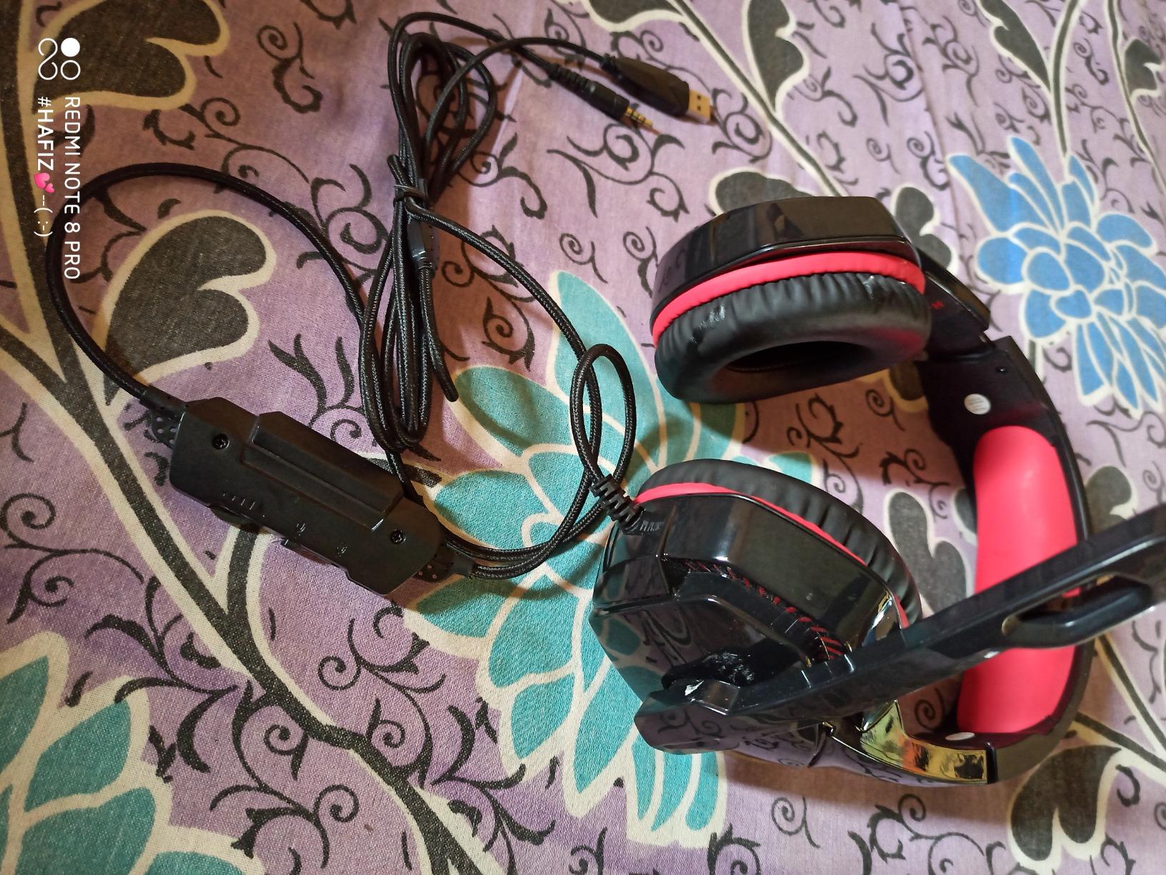 Cosmic Byte H3 Wired Gaming Over-Ear Headphone with Mic and LED (Red ...