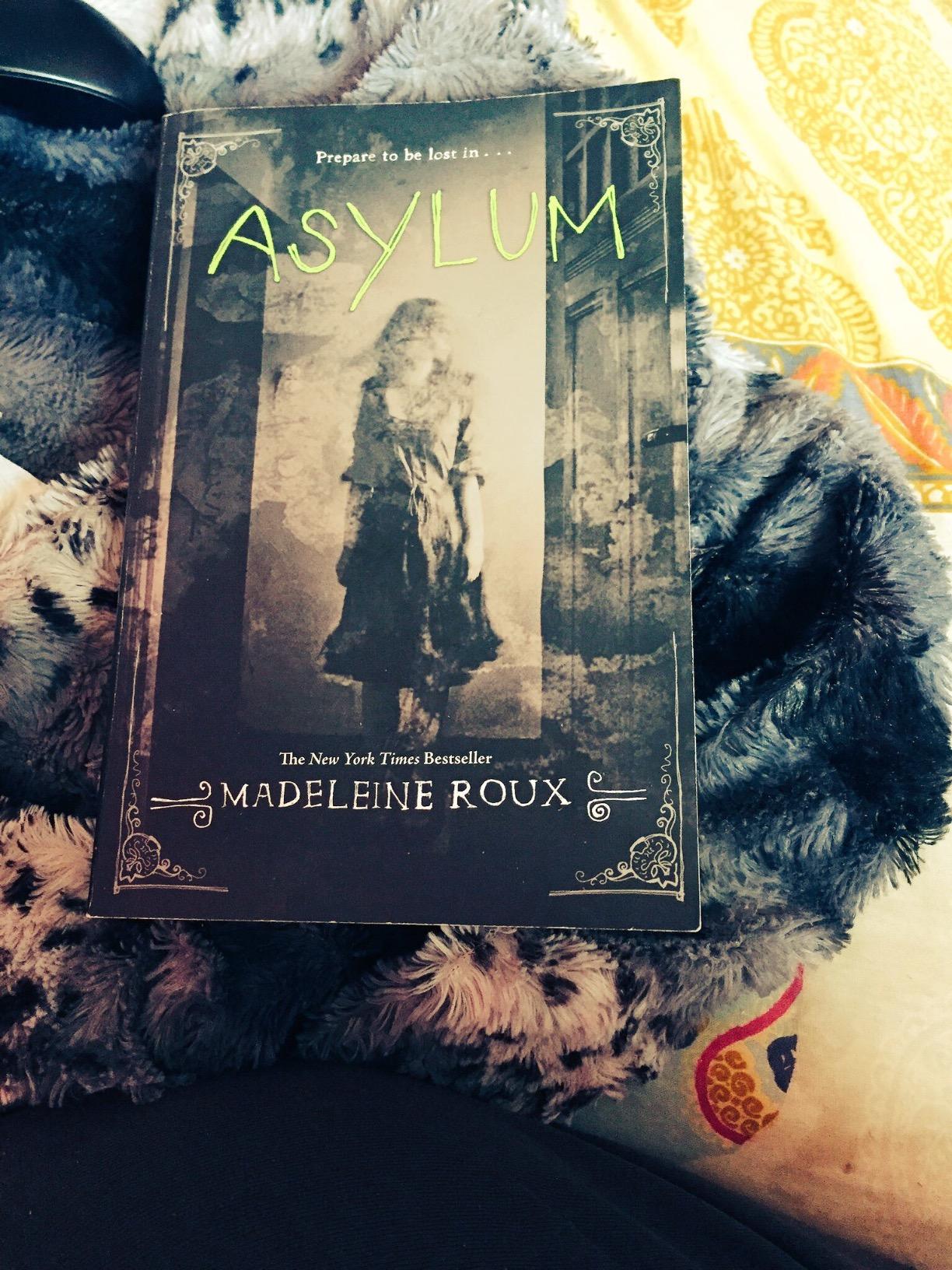 Asylum: Amazon.co.uk: Roux, Madeleine: 9780062220967: Books