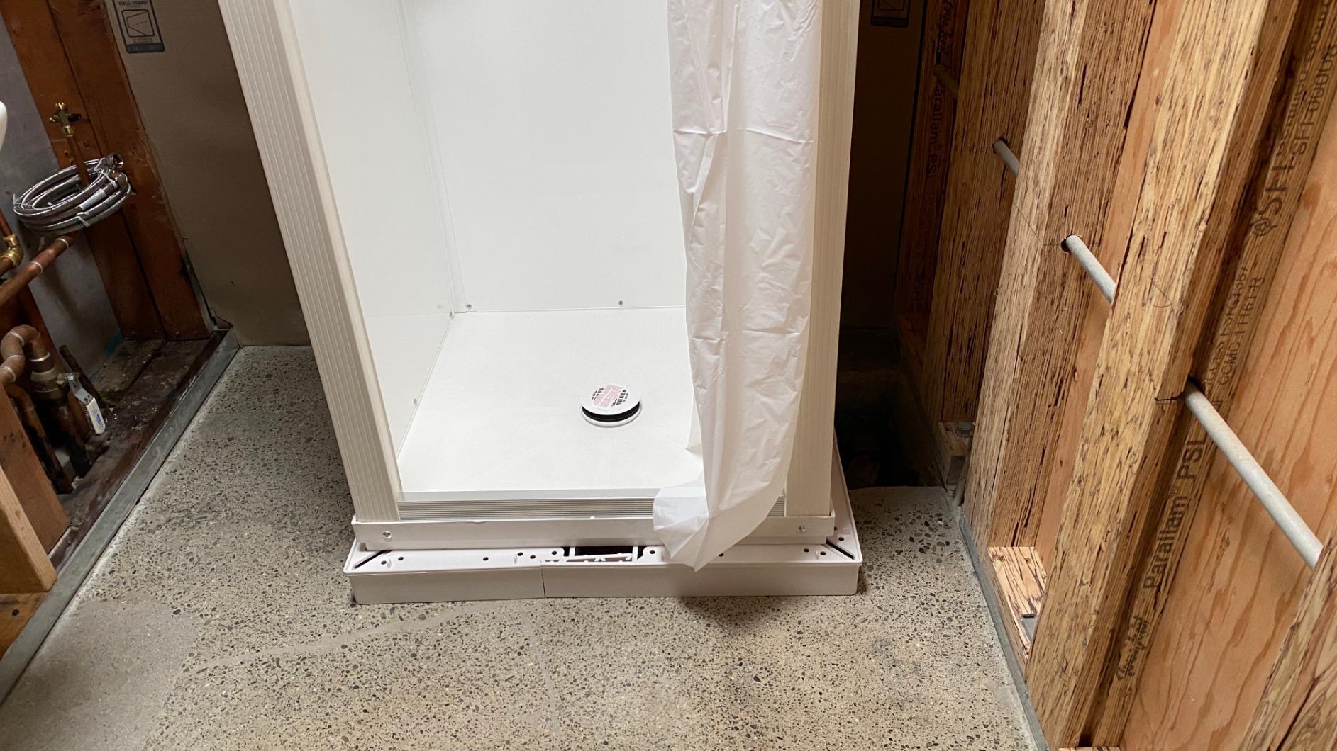 Mustee, E. L. 86.500 Durastall Extended Base Kit, White - Amazon.com