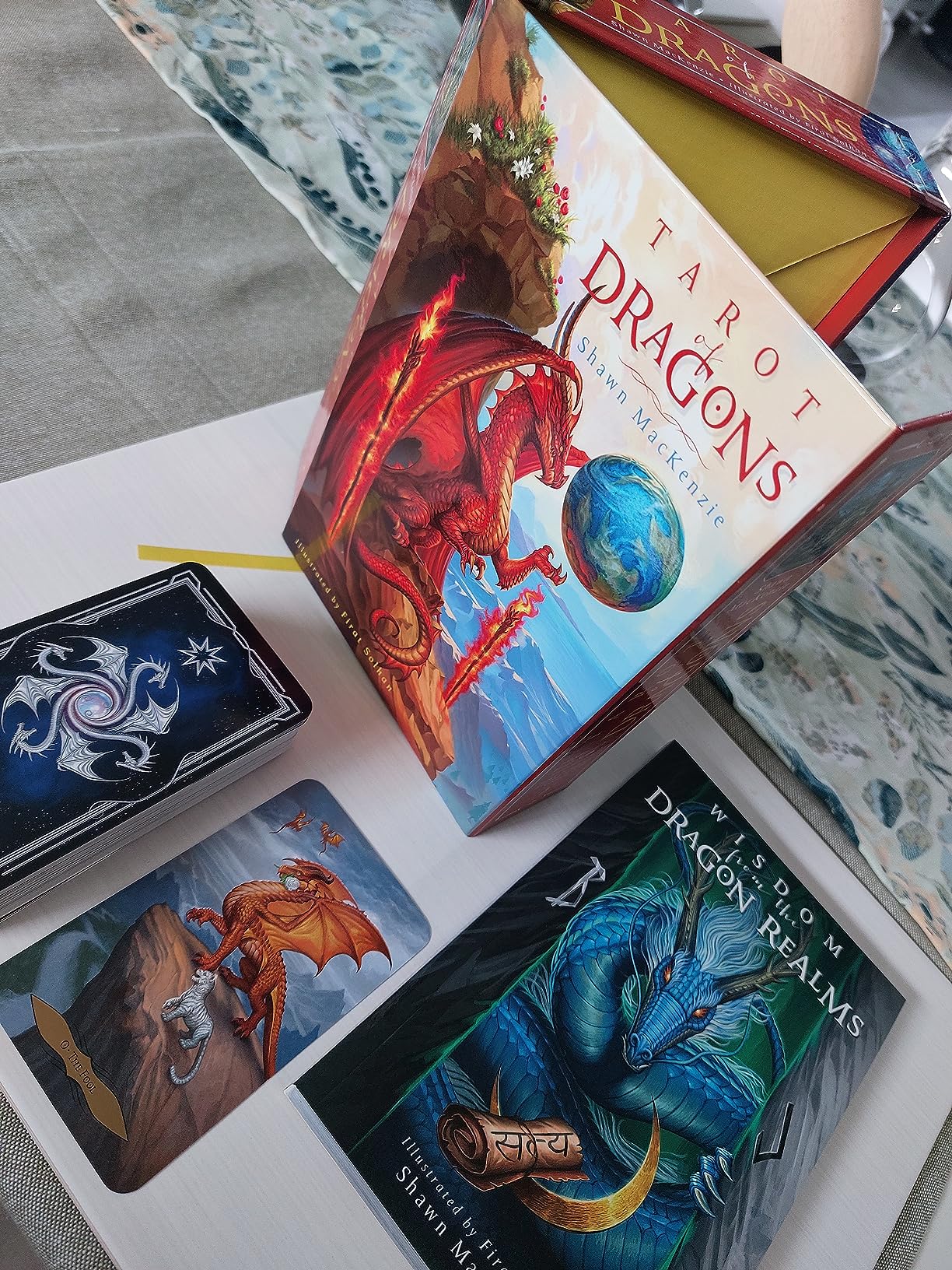 TC: TAROT OF DRAGONS : MACKENZIE, SHAWN & SOLHAN, FIRAT: Amazon.com.au ...