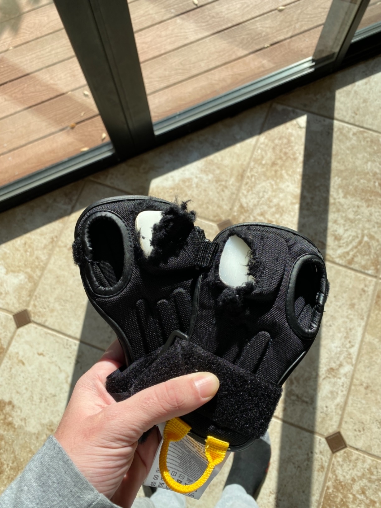 Amazon.com : Burton Adult Wrist Guards : Clothing, Shoes & Jewelry