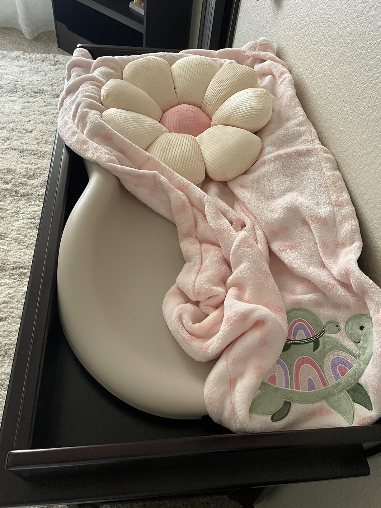 Amazon.com: Lambs & Ivy Sea Dreams Cozy Pink Fleece Turtle Applique ...
