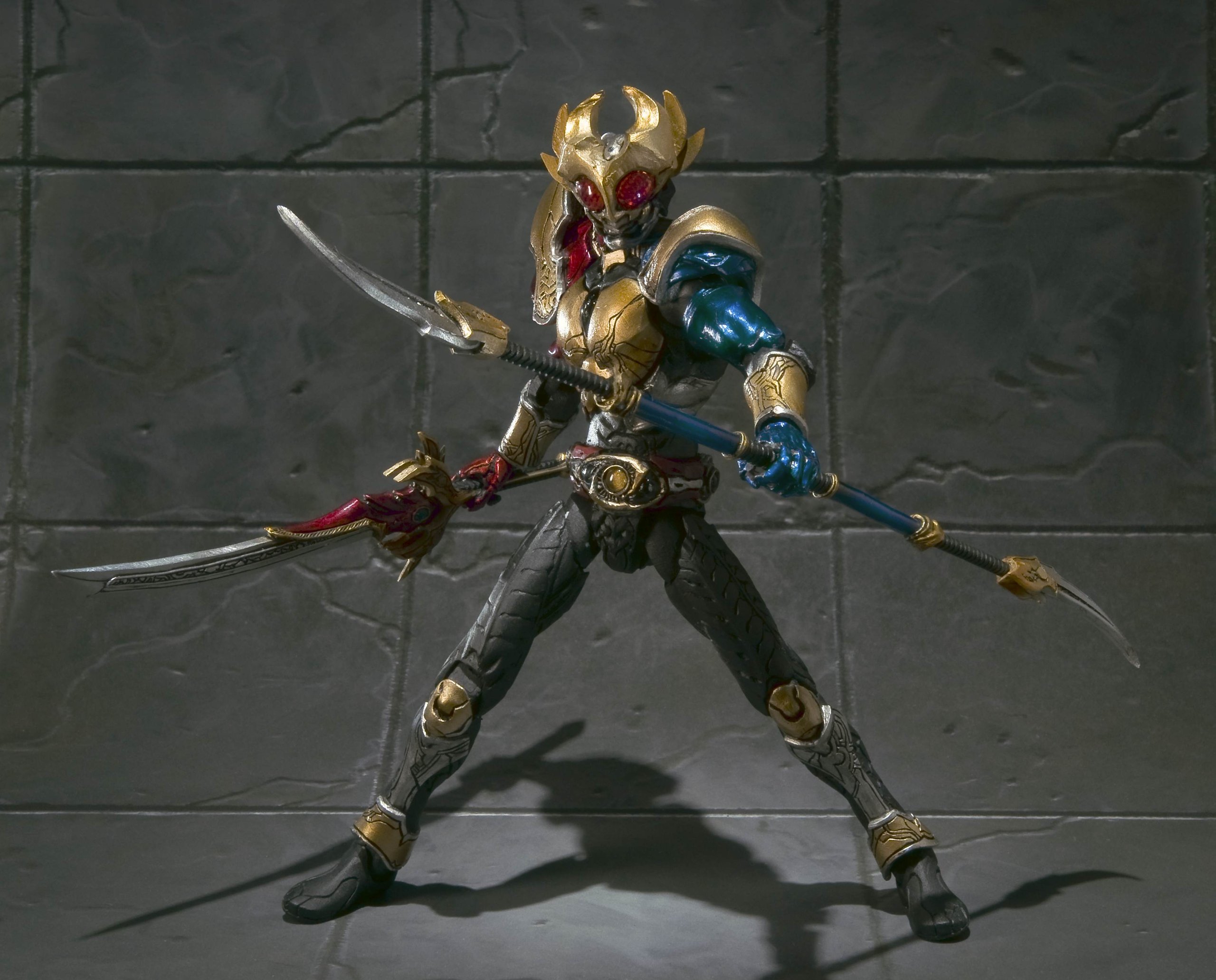 Buy Bandai Tamashii Nations Kamen Rider Agito Trinity Form - SIC Kiwami ...