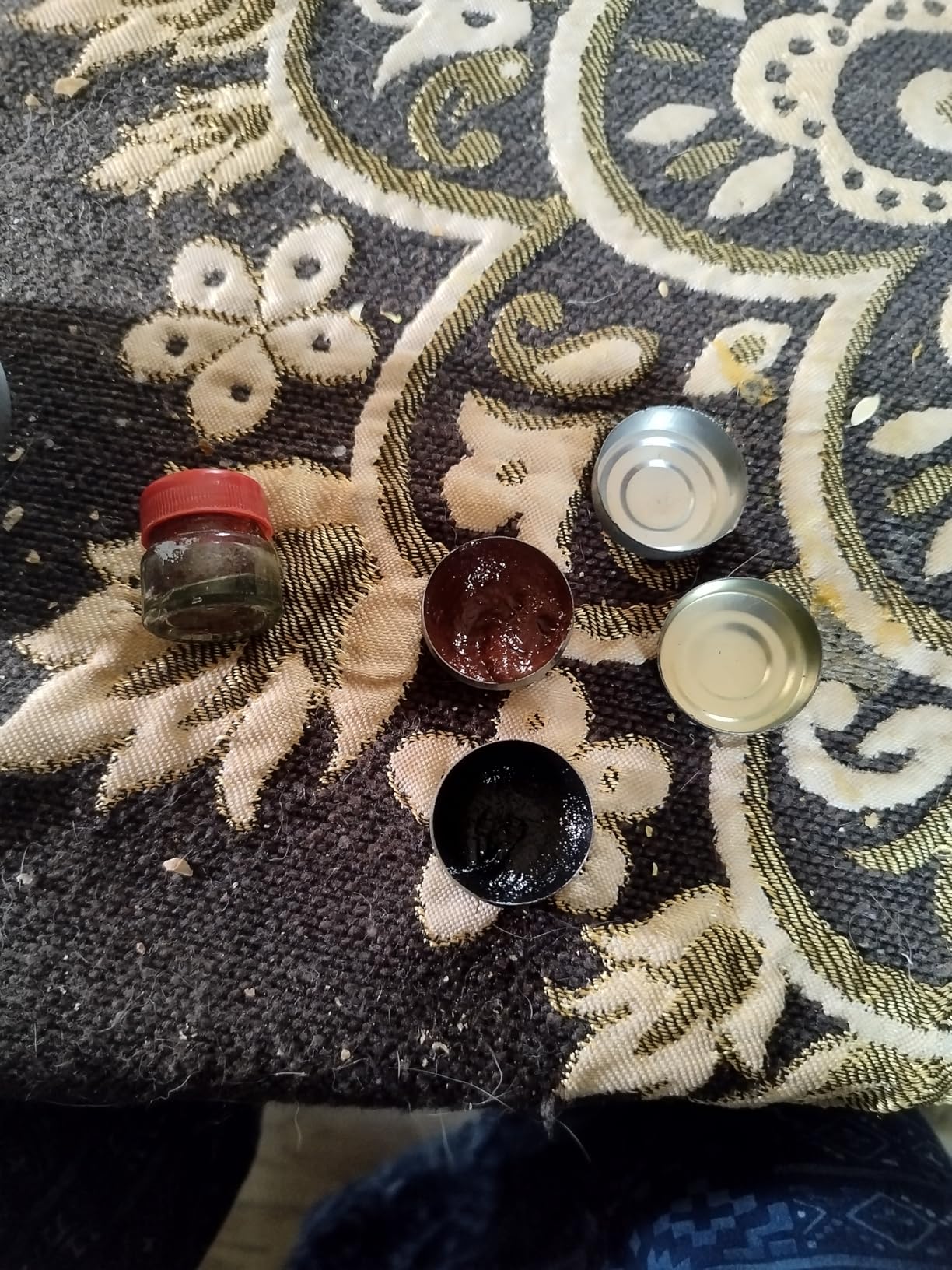 Abiria Quality Pooja Pack of 3 Items - Javadhu,Punugu and Aragaja ...