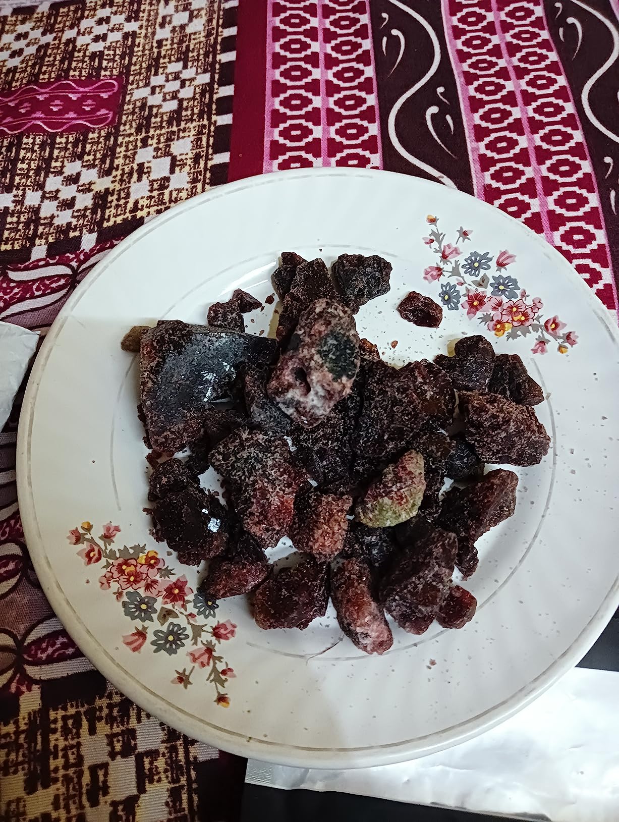 Sadafal Black Salt Crystals (Kala Namak Sabut) - Authentic, Pure ...