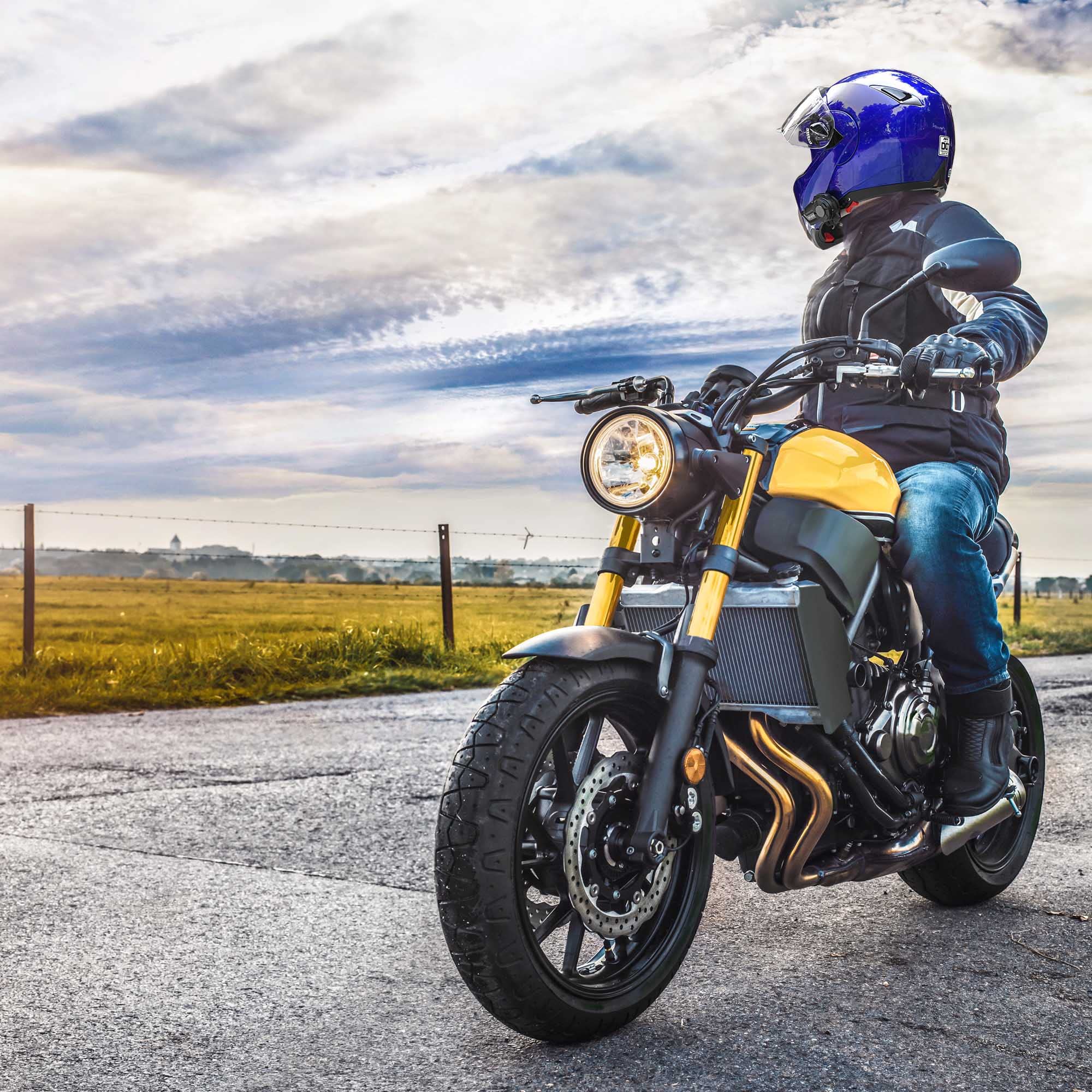 Snapklik.com : AHR Run-M Full Face Bluetooth Motorcycle Helmet Flip Up ...