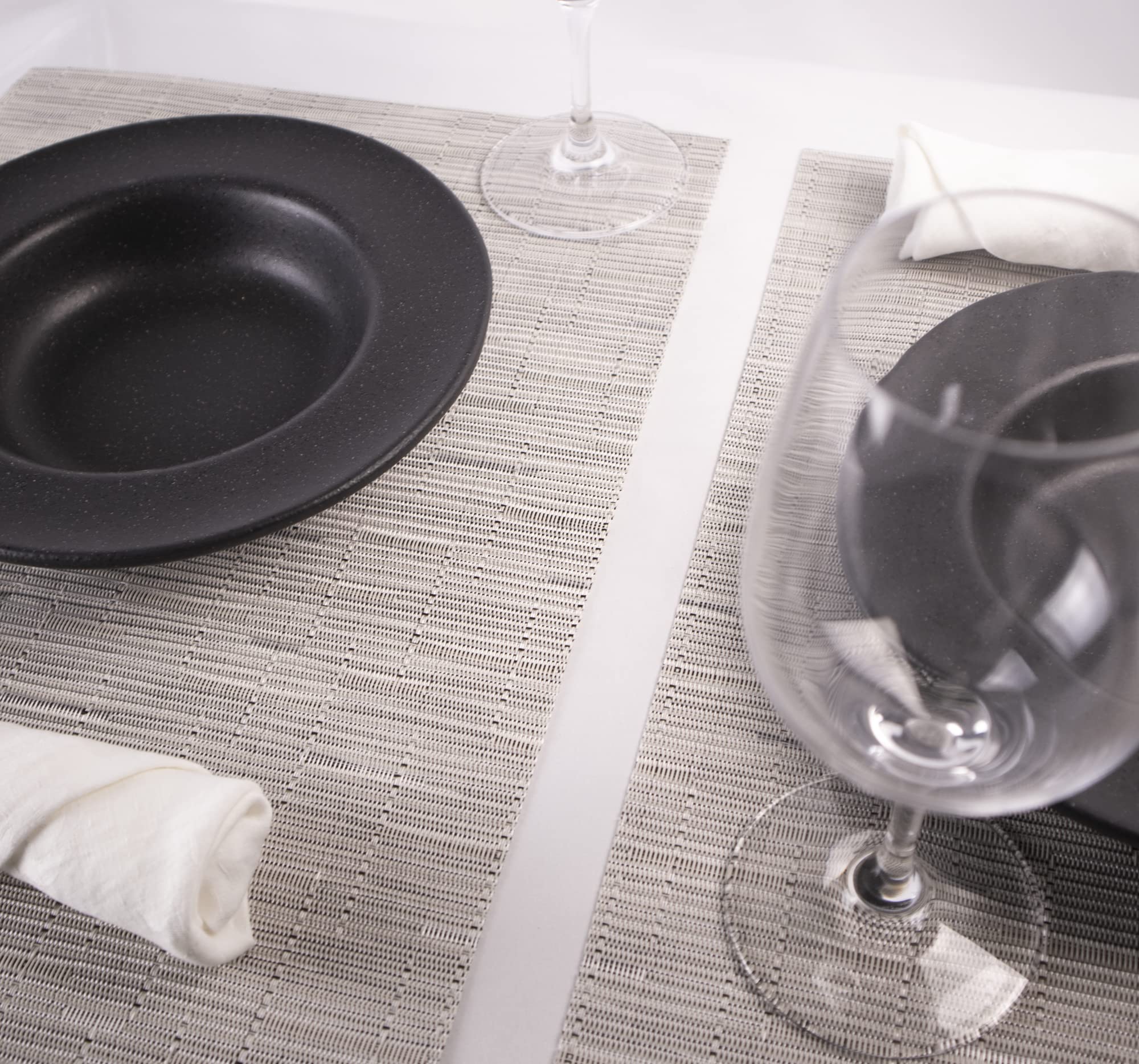 Snapklik.com : Vinyl Woven Placemats, Elegant Rectangular Plastic Weave ...