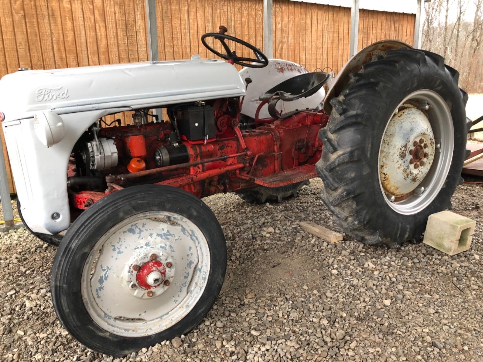 Ford Shop Manual Series 2N 8N & 9N: IT Shop Service: 9780872887534 ...