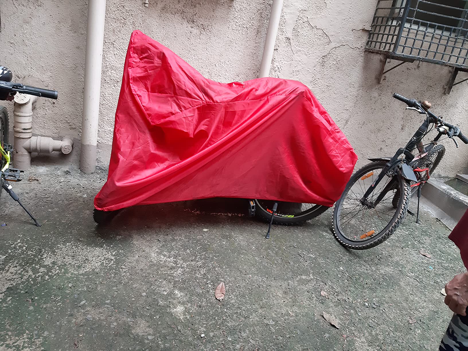 BikeNwear Red Color Universal Bicycle Cycle Body Cover : Amazon.in: Car ...