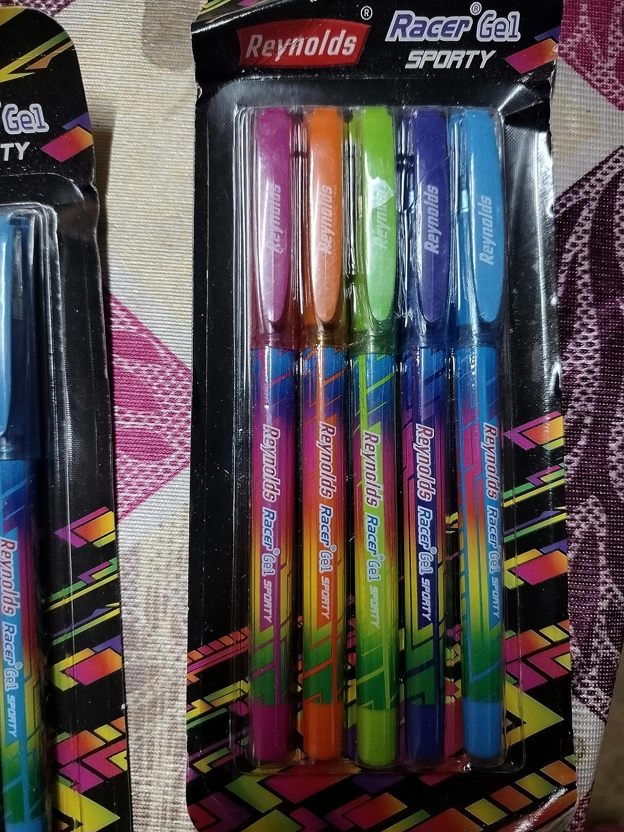 Reynolds Racer Gel Sporty 7Cti Lightweight Gel Pen With Comfortable ...