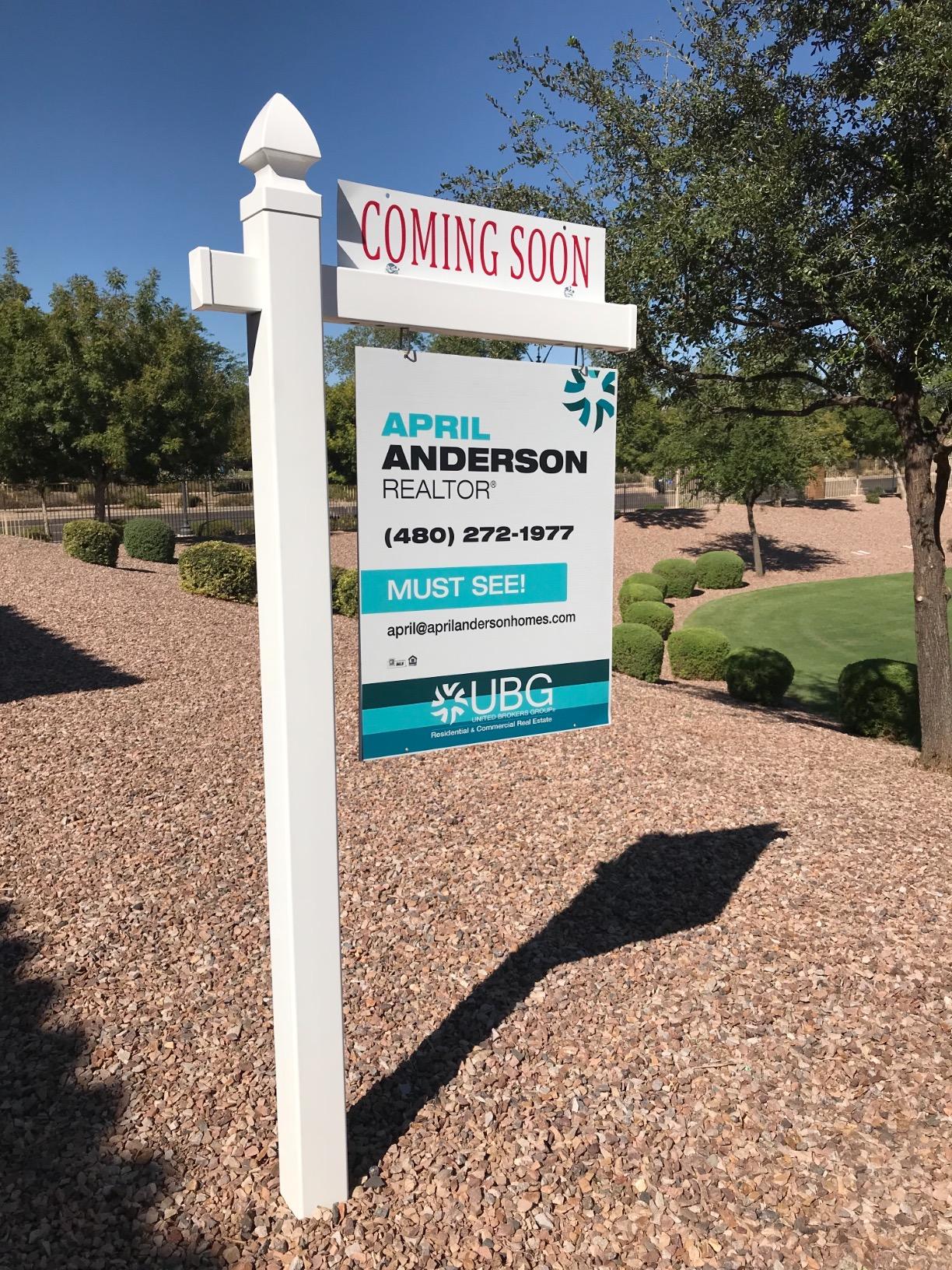 Amazon.com : Vinyl Real Estate Sign Post (1, 4" x 4"x 72") : Patio ...