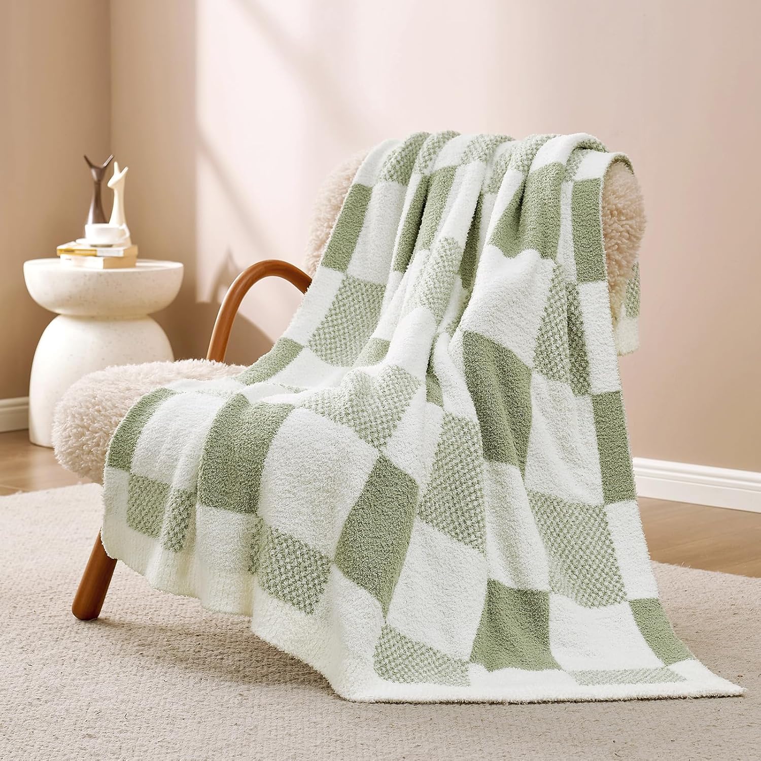 Amazon.com: Snuggle Sac Sage Green Checkered Throw Blanket, Buffalo ...