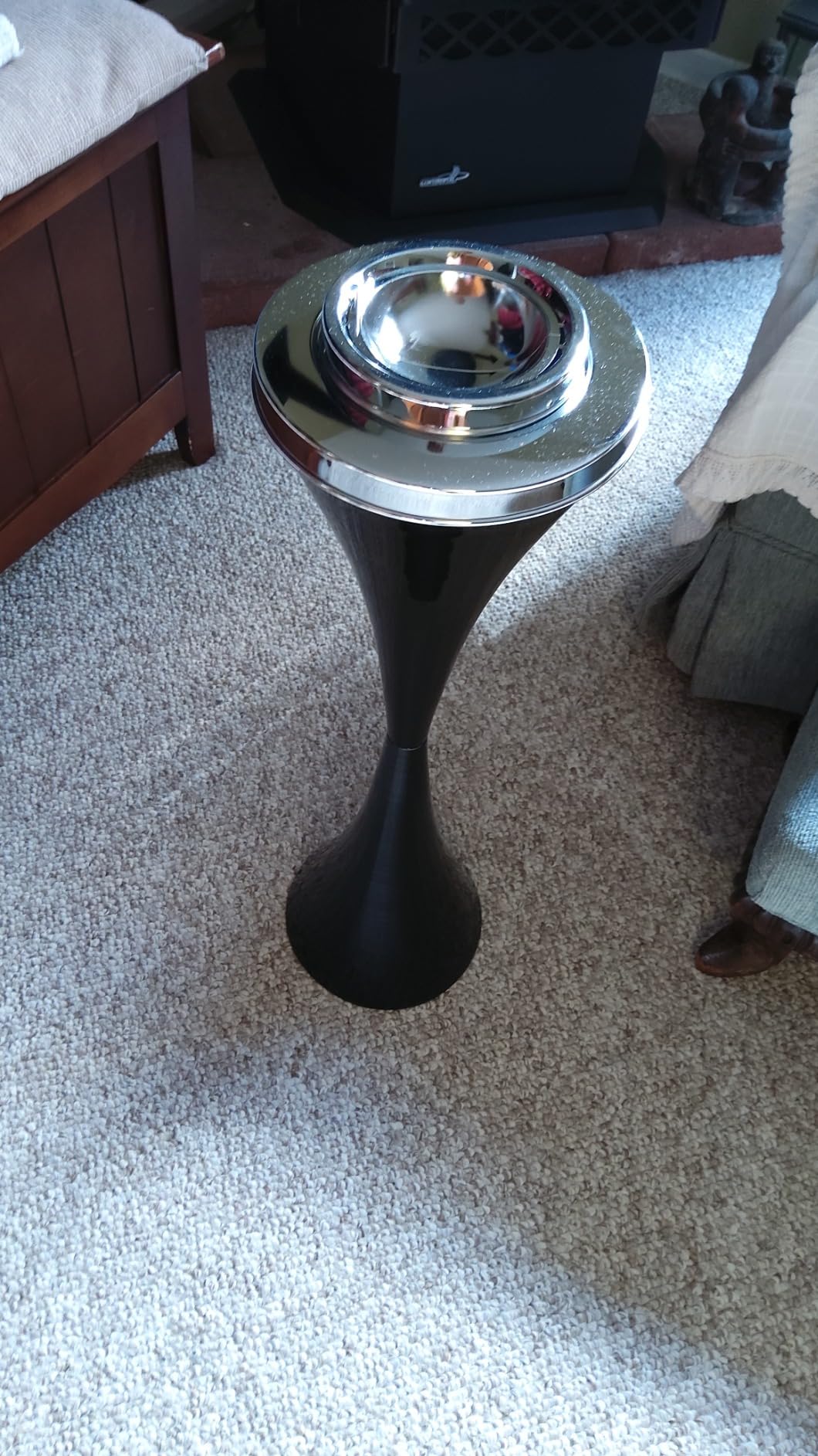 Floor Standing Ashtray with Lid 24 Inches High Standing Ashtrays ...