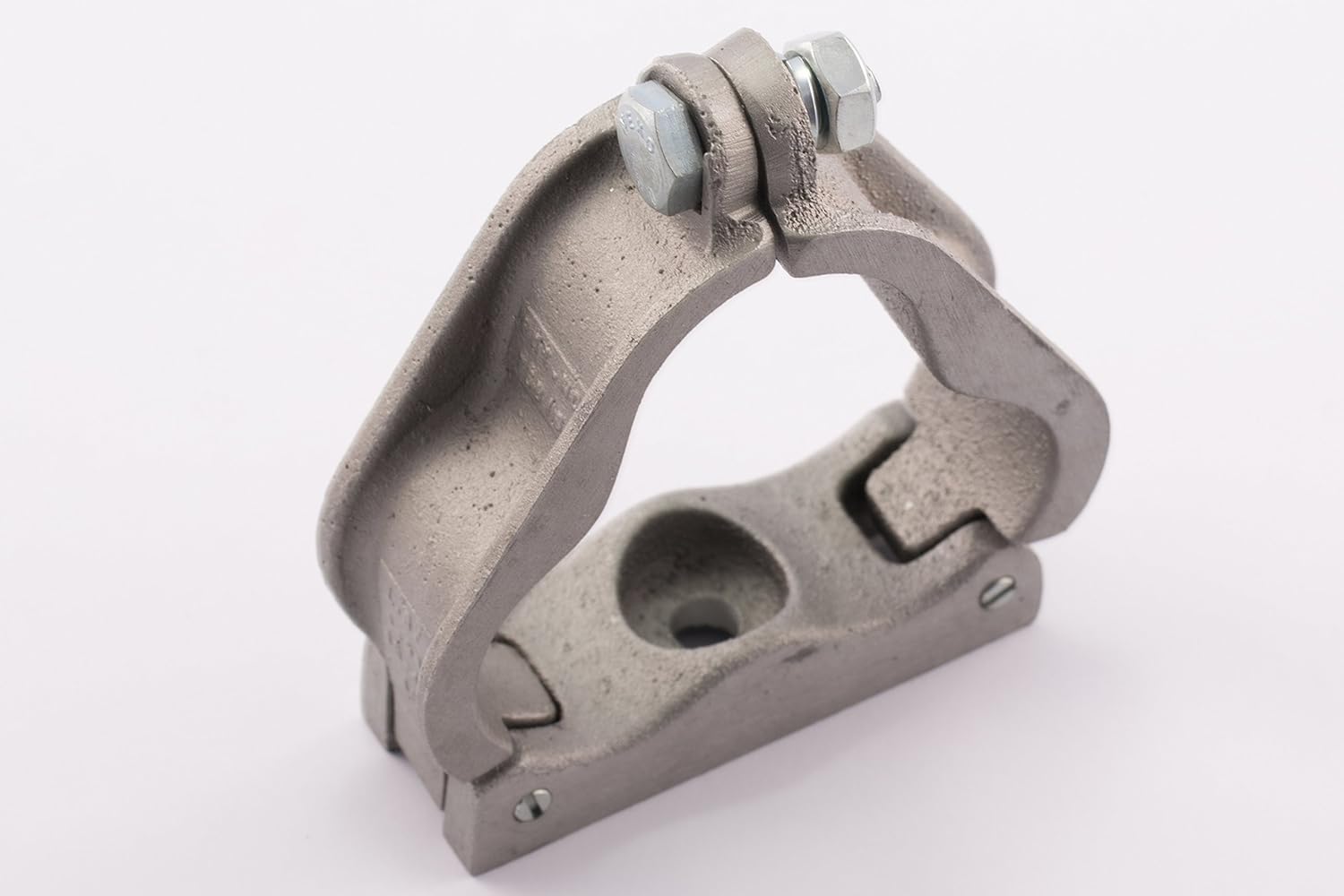 SWA ATFC49-51 Cleat Trefoil Single Bolt : Amazon.co.uk: Sports & Outdoors