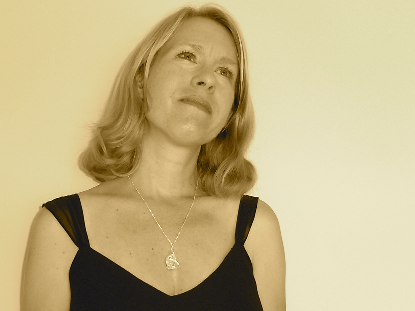 Amazon.de: Monique Littlejohn: books, biography, latest update