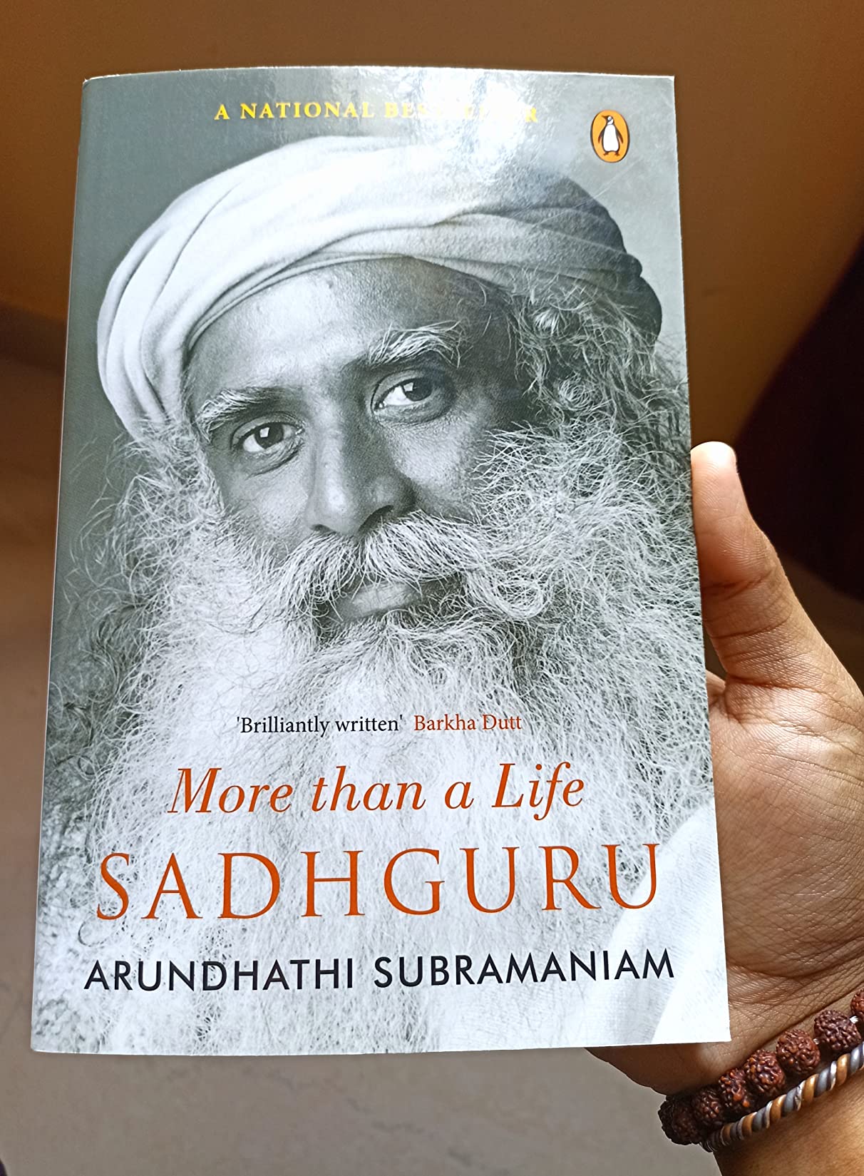 Sadhguru: A Life eBook : Subramaniam, Arundhati: Amazon.in: Kindle Store