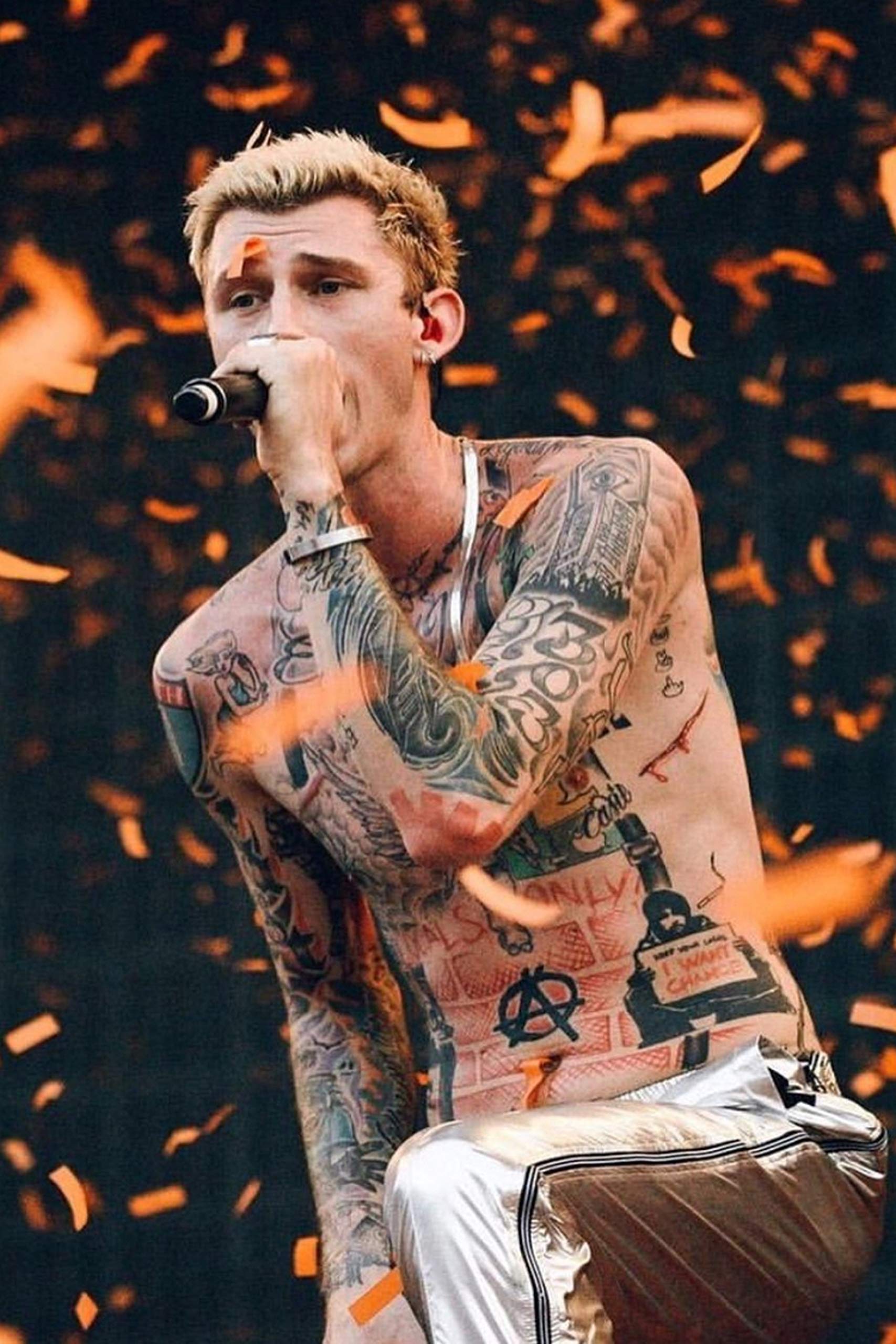 Machine Gun Kelly Rapper Wallpaper