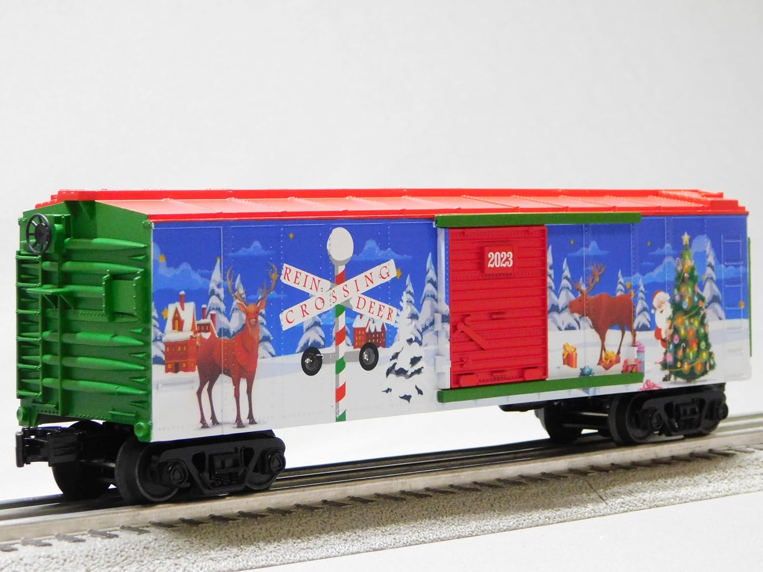 Amazon.com: MTH RAILKING Christmas BOXCAR W/Blinking LEDs Reindeer ...
