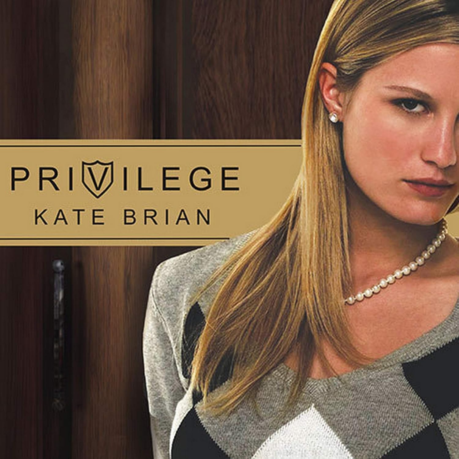 Amazon.com: Privilege (The Privilege Series): 9798200120550: Kate Brian ...