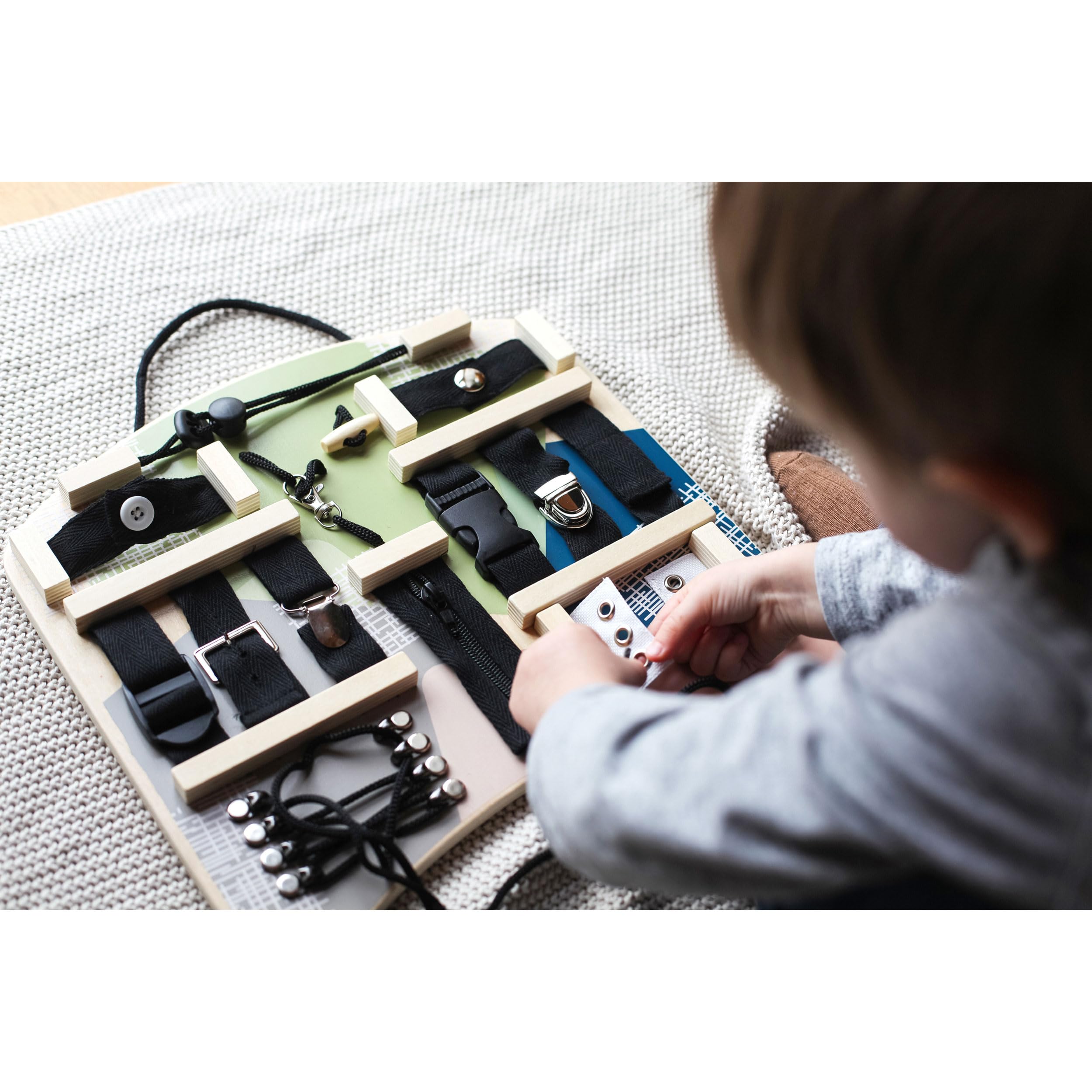 Small Foot Connectors and Fastenings Motor Activity Board, diverse ...