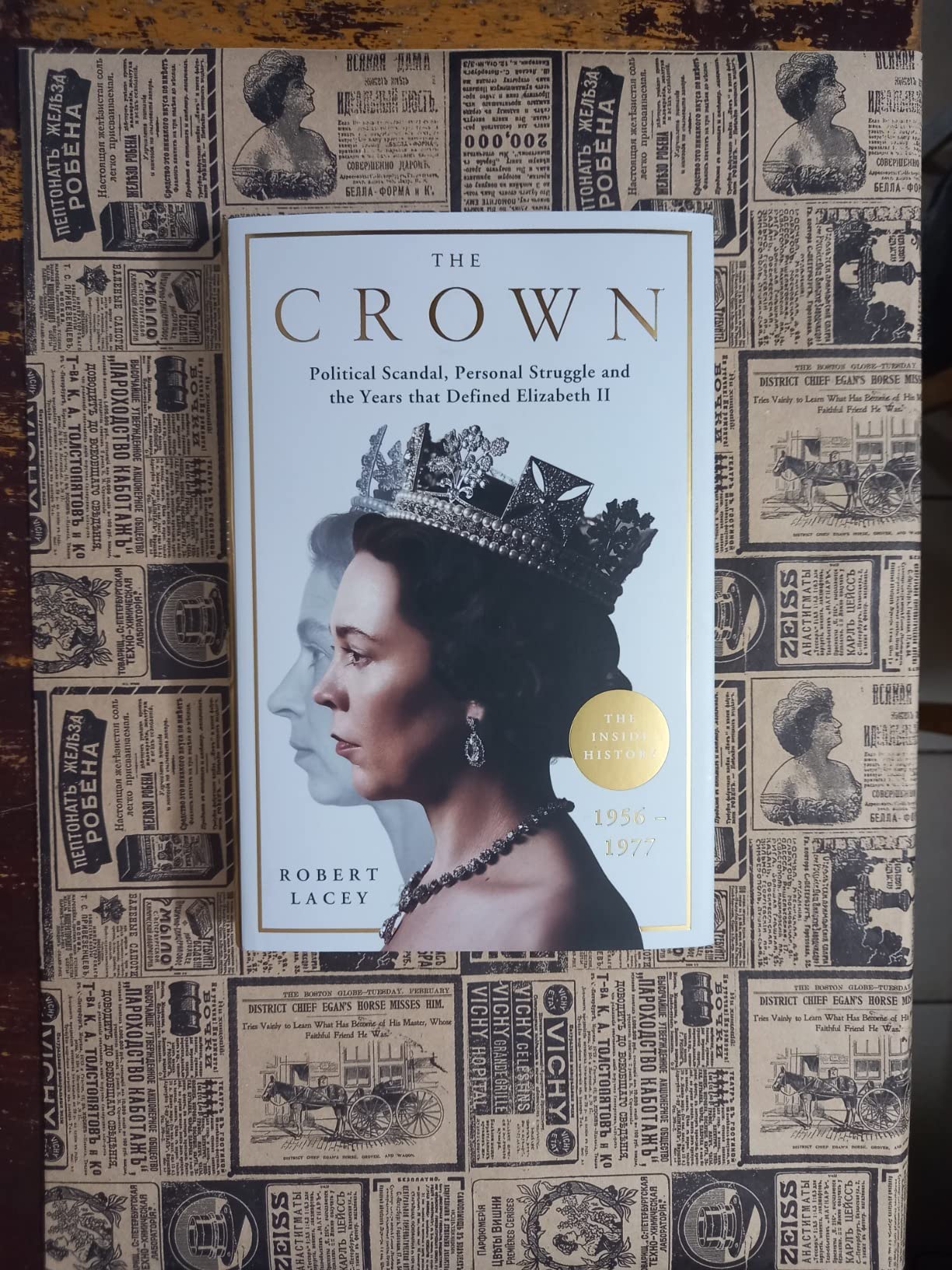 The Crown: The Official Companion, Volume 2: Political Scandal ...