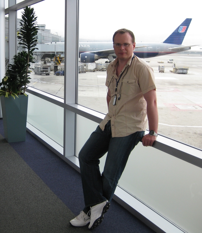 Amazon.com: Albert Sartison: books, biography, latest update