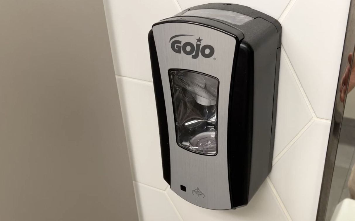 Watch GoJo Touch-Free Hand Soap Dispenser Review on Amazon Live