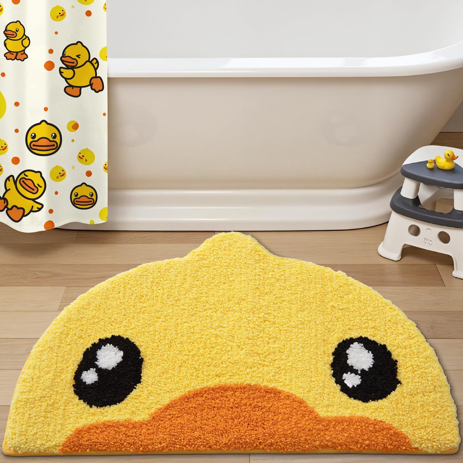 Amazon.com: LUMI Cute Rubber Duck Bath Mat, Plush Absorbent Bath Mats ...